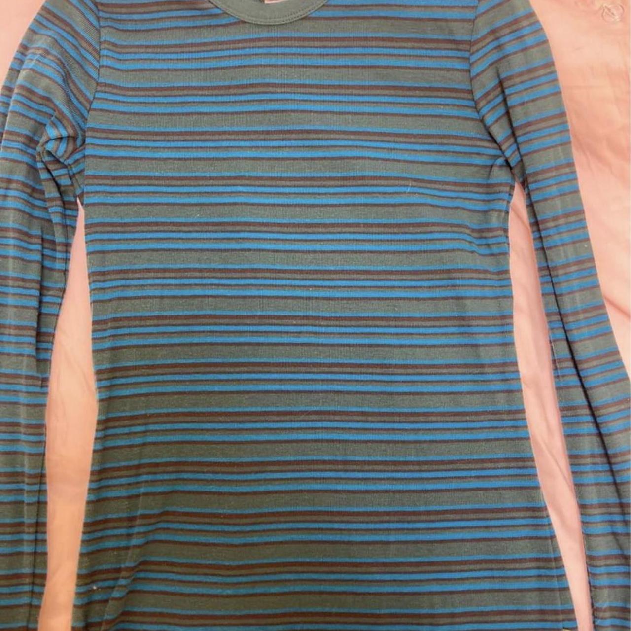 cutest kathmandu longsleeve it’s say size 14 yrs but... - Depop