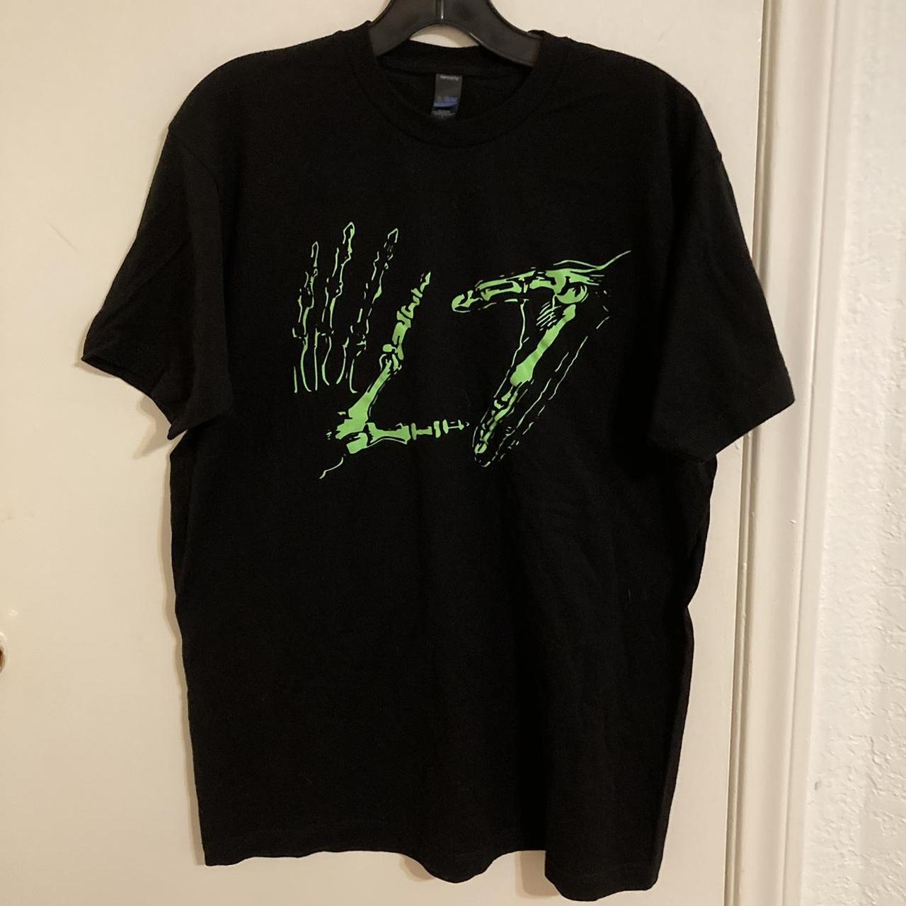 L7 Hands T Nirvana Babes in Toyland 7 Year Bitch... - Depop