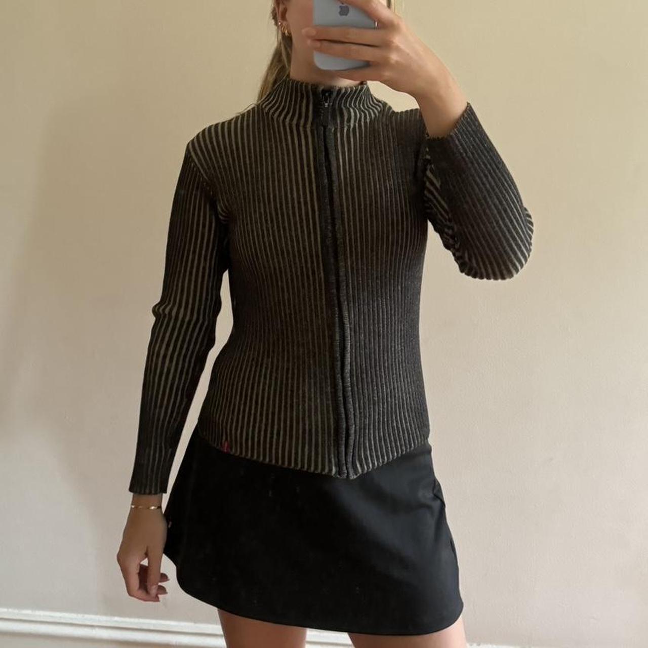 Knit zip up jacket Shown on size 8 could fit size 8-12 - Depop