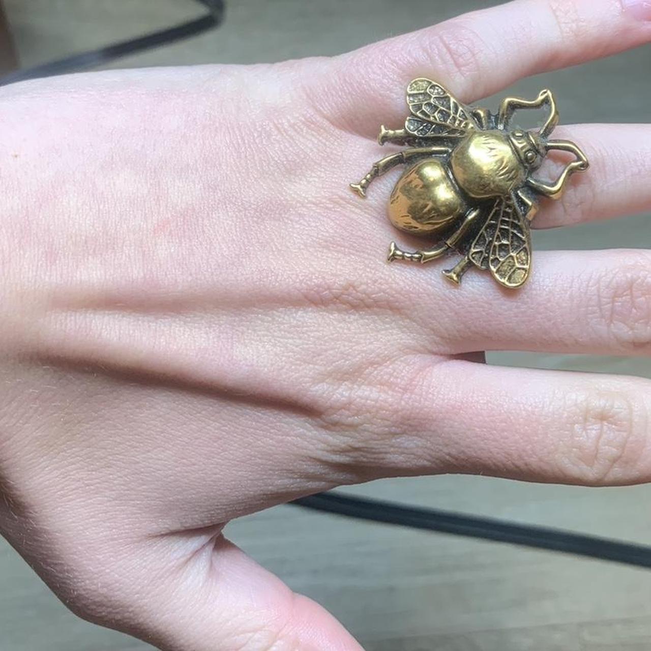 Antique Gold Gucci Bee Ring Negotiable Price Size... - Depop