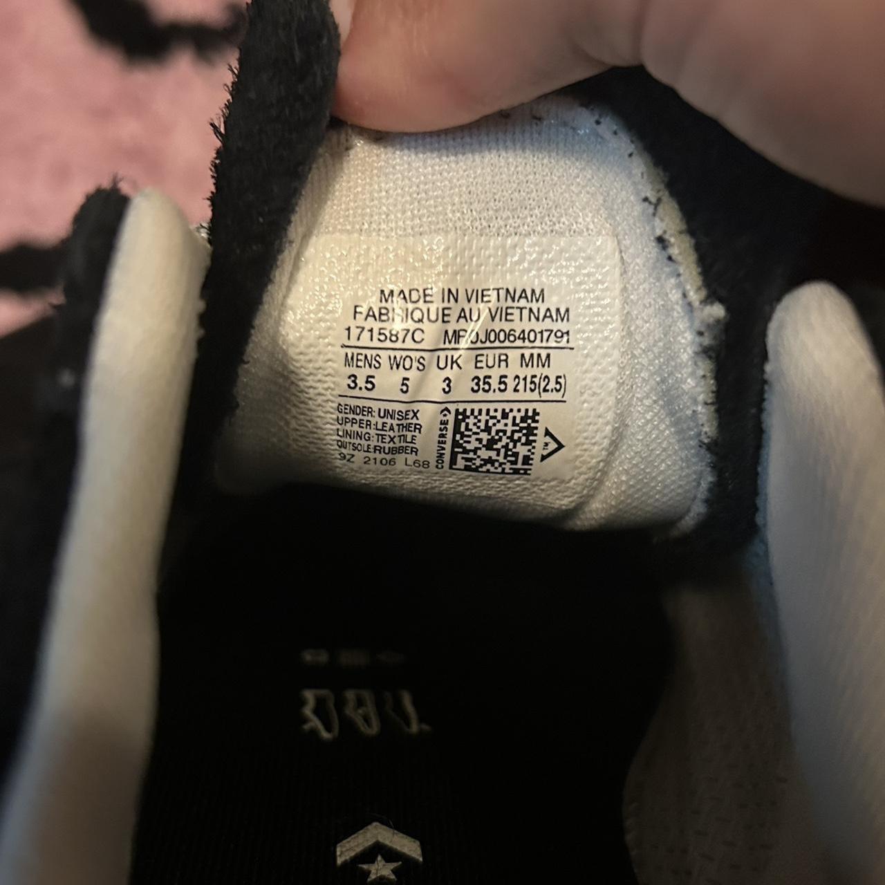 one star converse perfect condition too tight on... - Depop