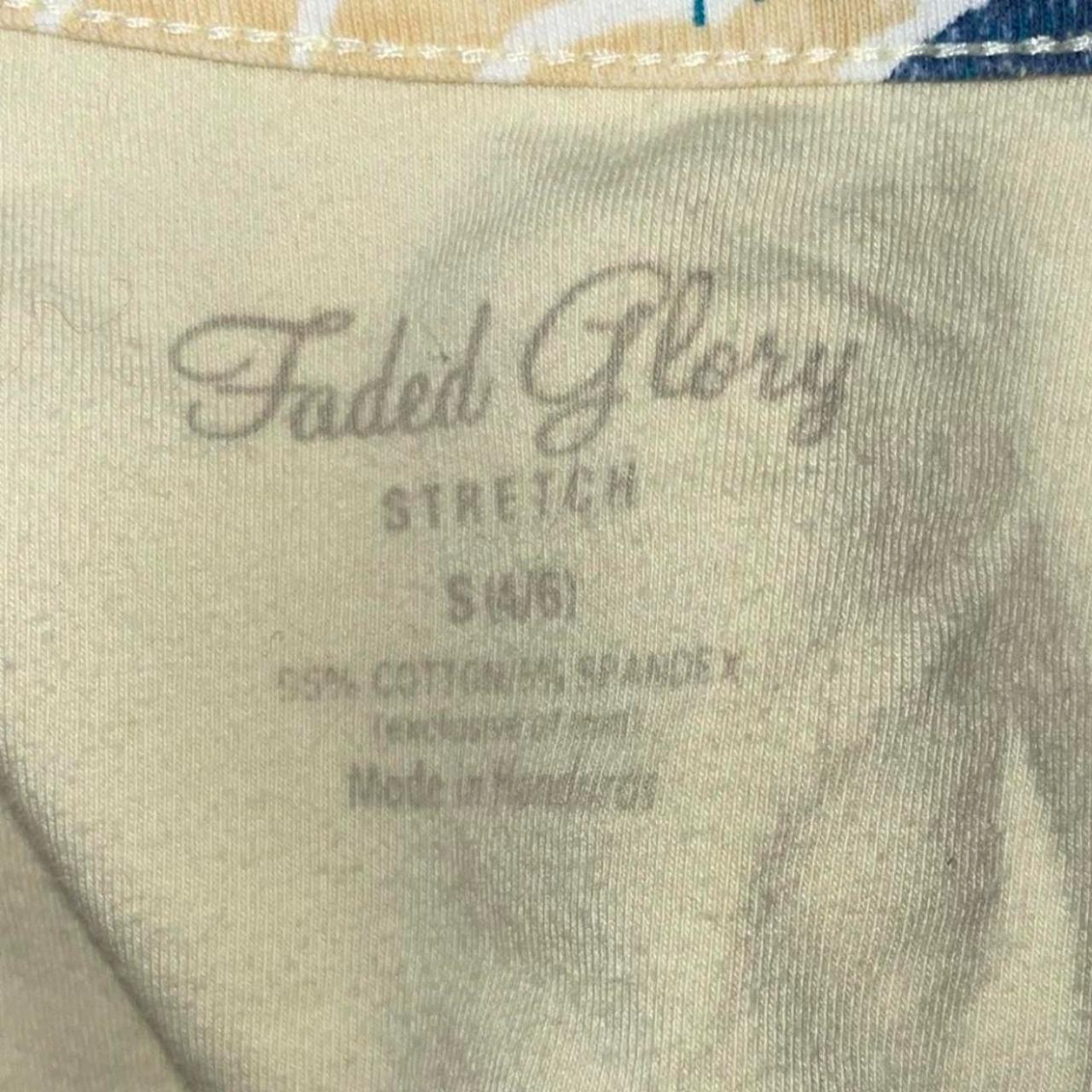 Faded Glory Brand Tropical Print Cropped Tank... - Depop