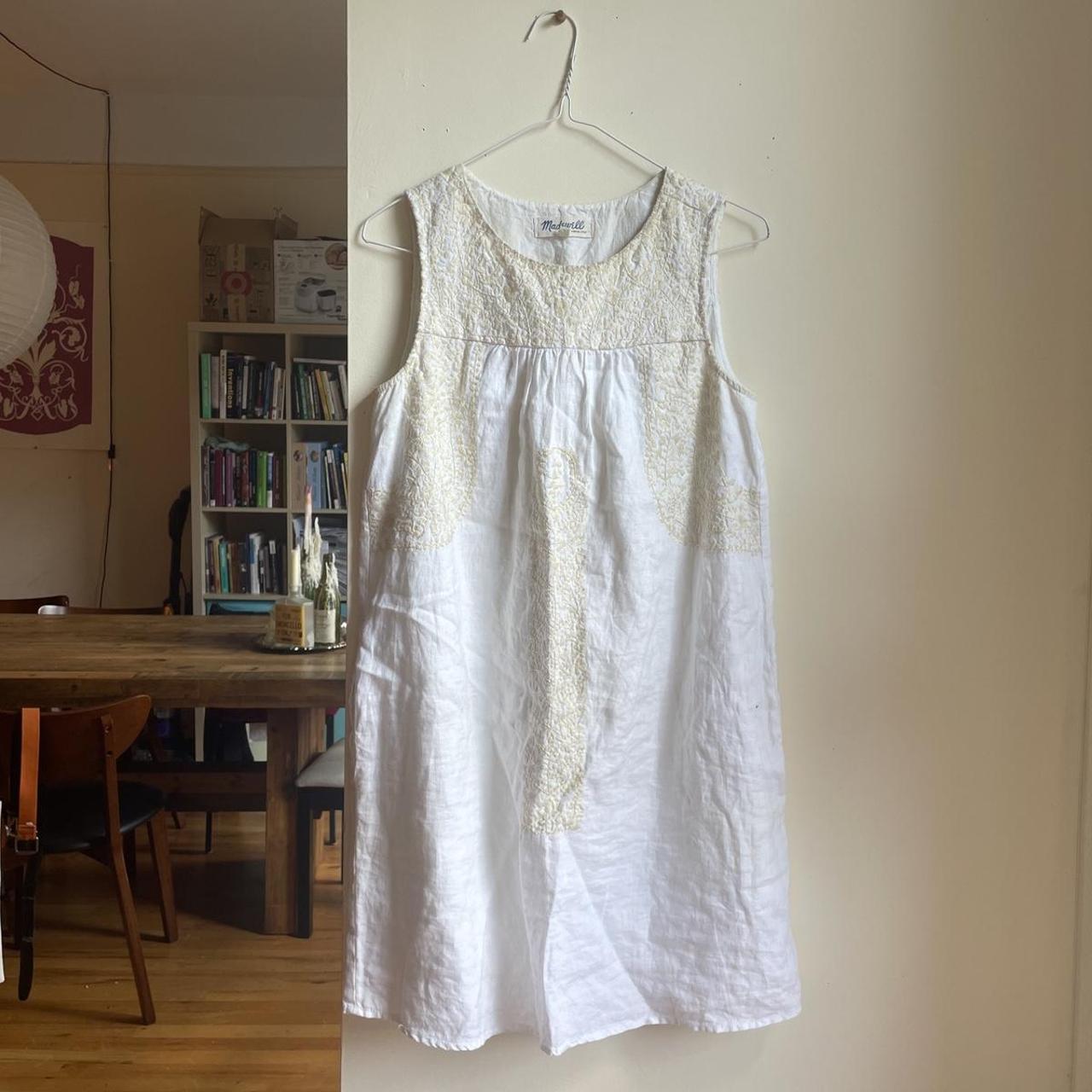 Madewell white linen shift dress with cream floral... - Depop