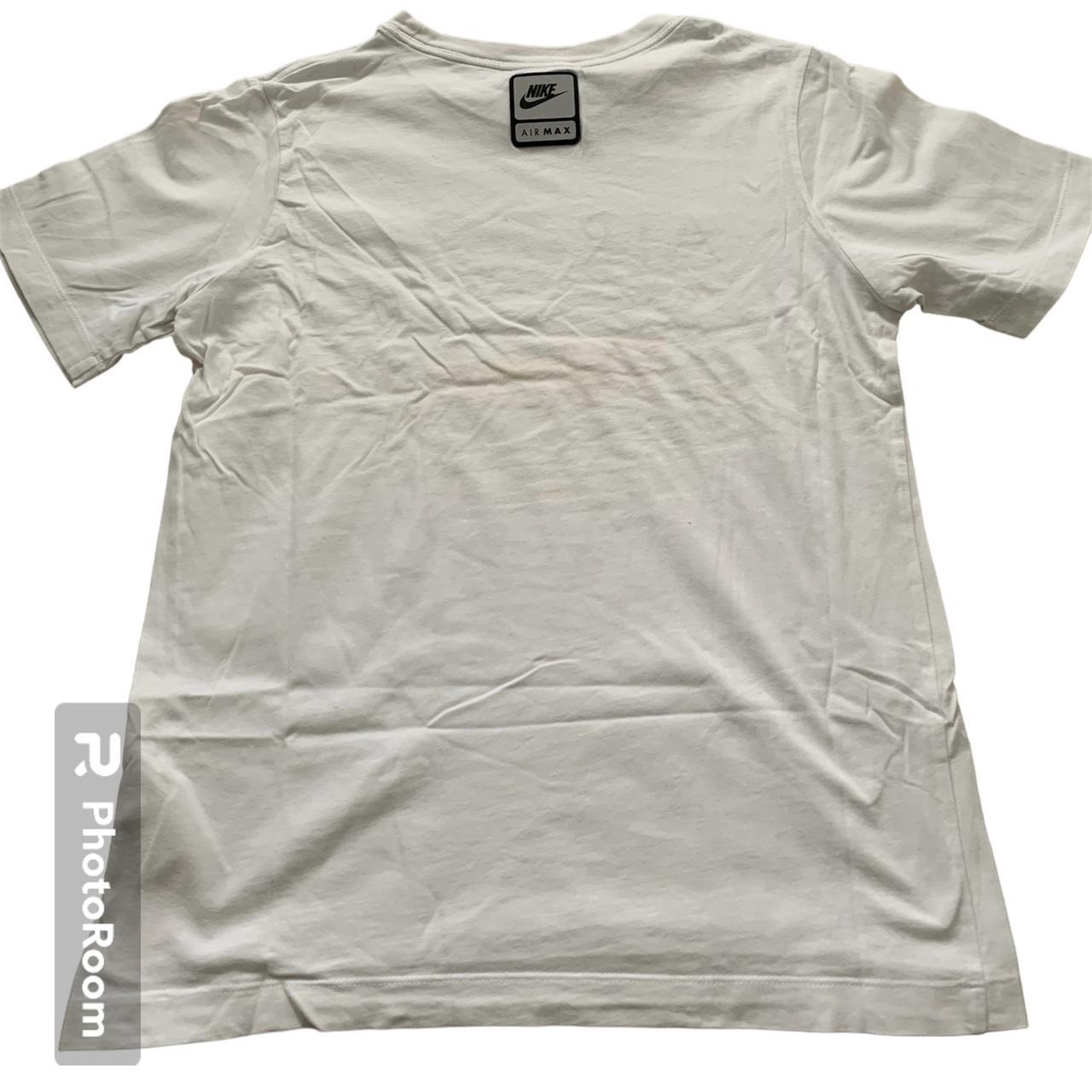 White Nike Air Max T-shirt Size: XL Junior’s (Will... - Depop
