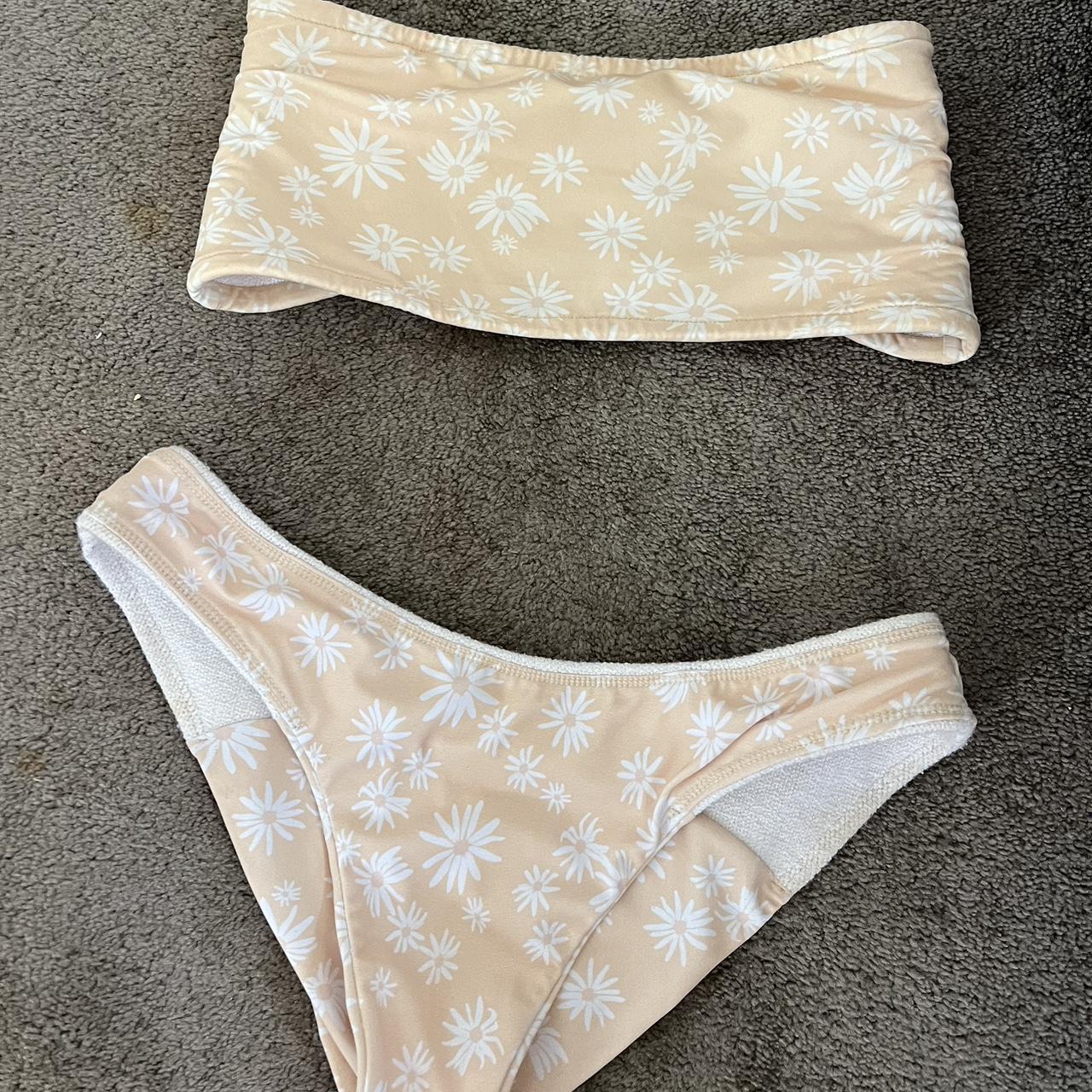 Tacoola bikinis . Double sided so can wear 2 ways.... - Depop
