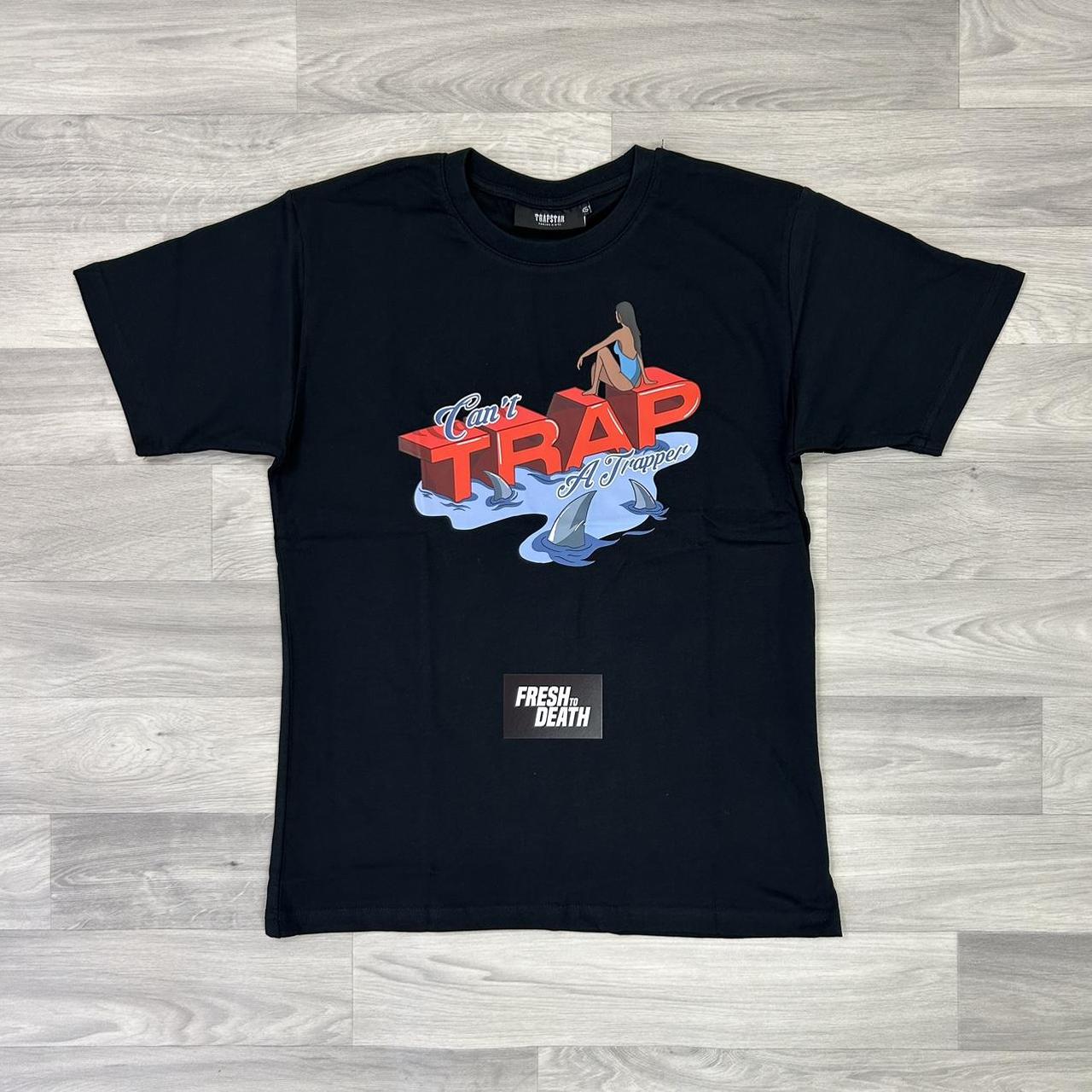 Trapstar Men's Black and Red T-shirt | Depop