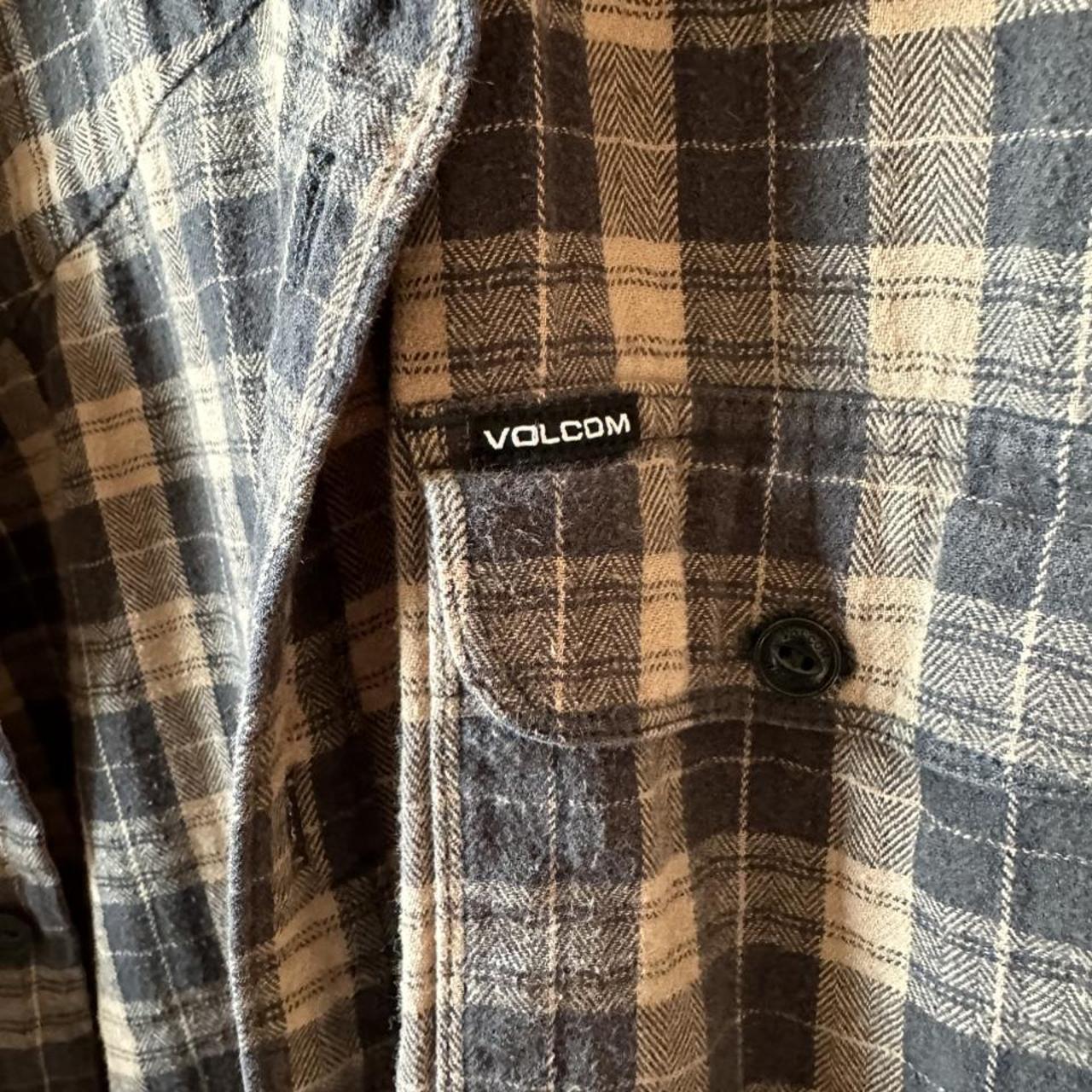ੈ ‧₊ Volcom Brown/Black Flannel˚ੈ ‧₊˚ - fits a size... - Depop