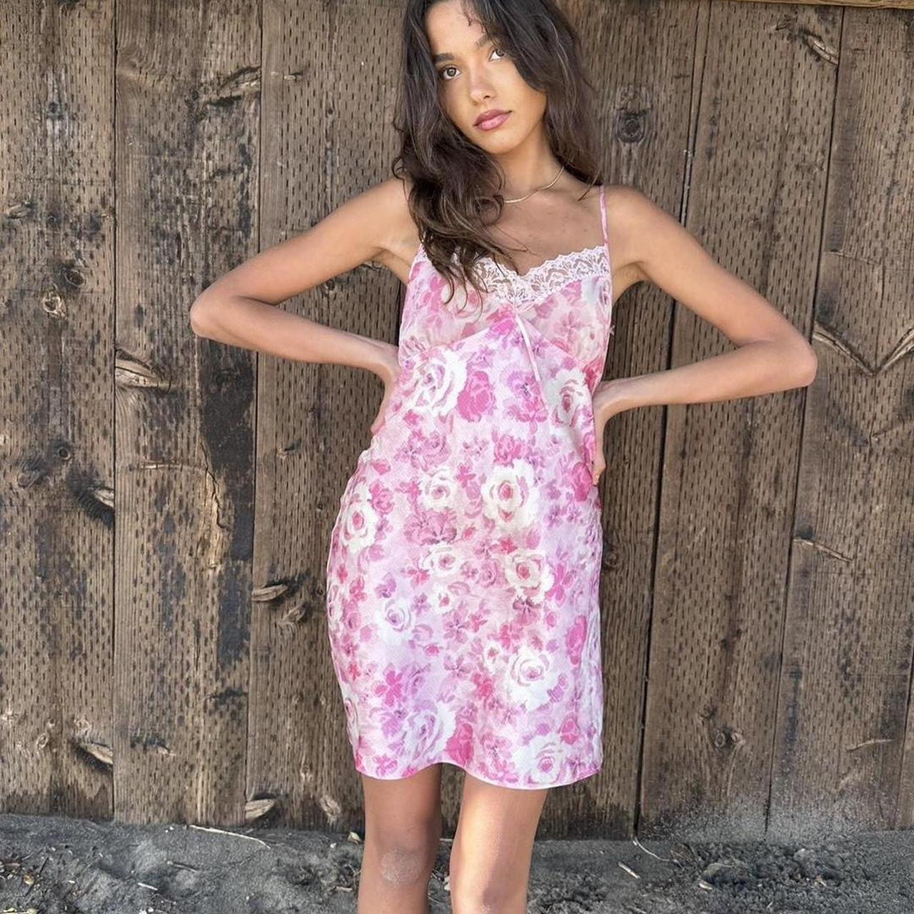 Vintage 90s pink rose pattern dress Adorable... - Depop