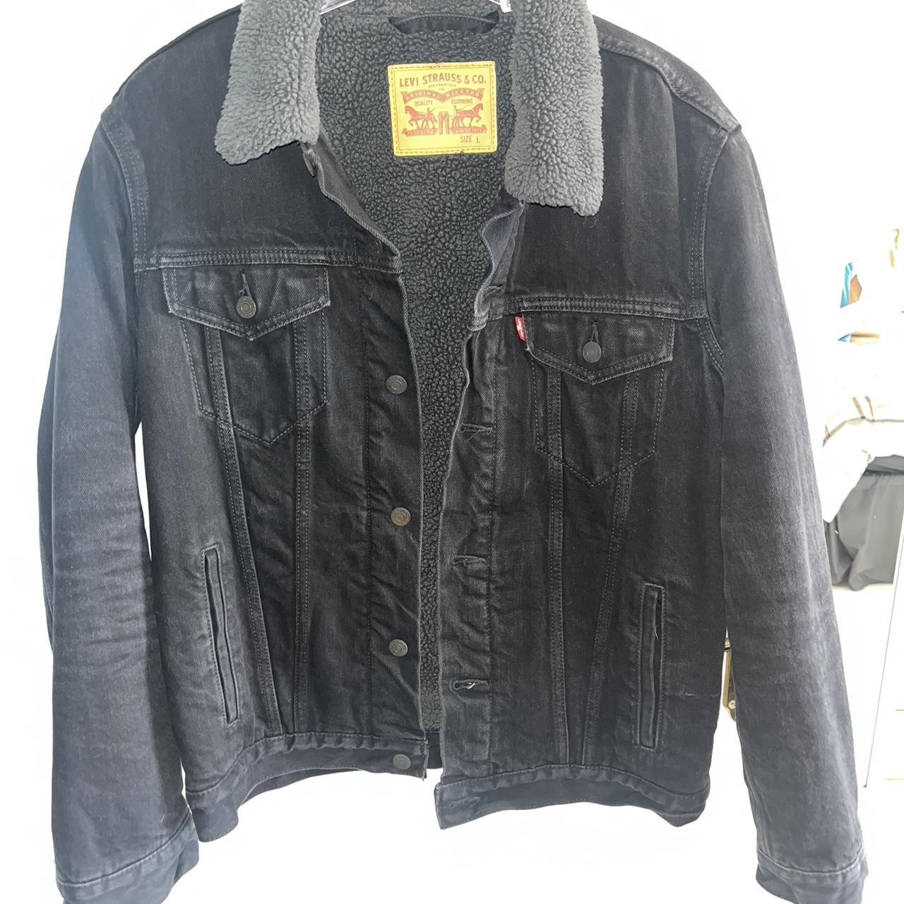 Black denim Levi jacket with wool collar. Large but... - Depop