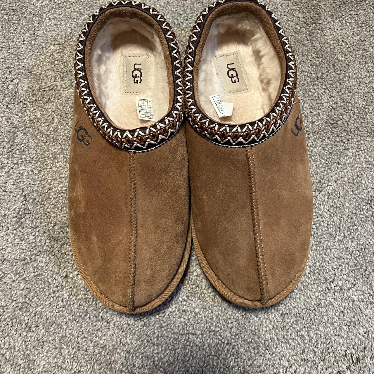 UGG Tasman Slipper! In great condition hardly worn.... - Depop