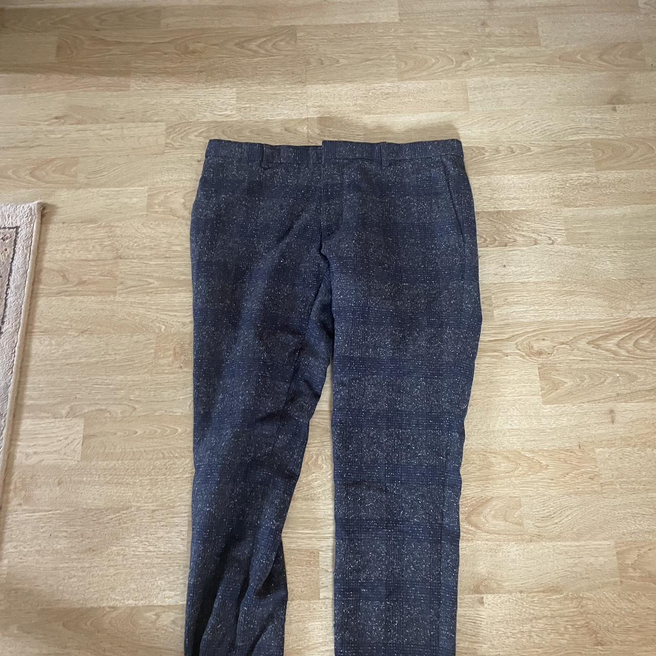Nice looking trousers. Grew out of them as i’m fat.... - Depop