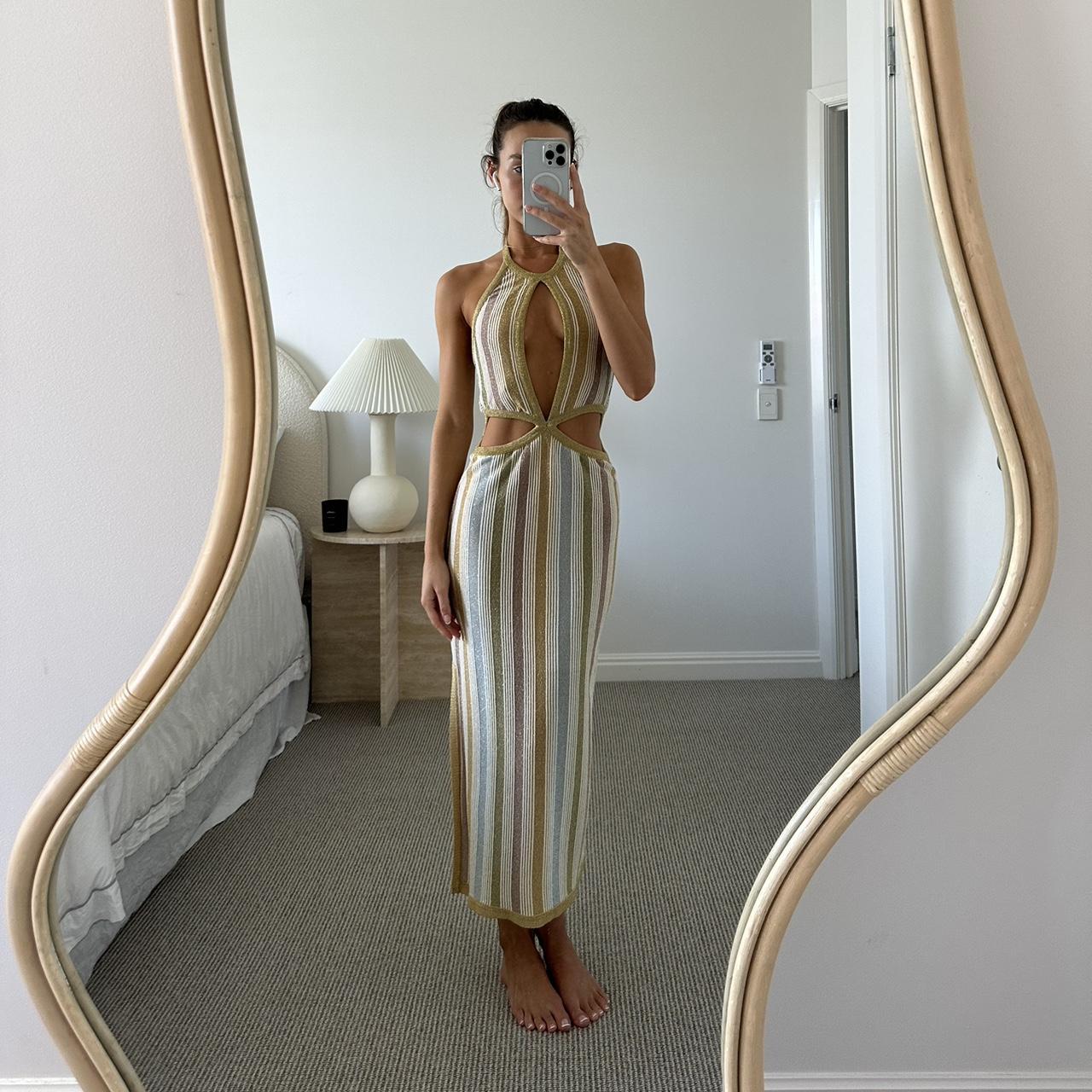 Subo style halter Xs - Depop