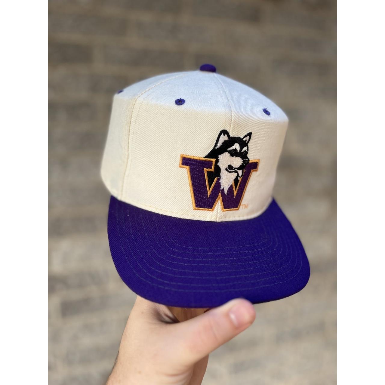 Vintage Washington Huskies Wool NCAA SnapBack Hat OSFA - Depop