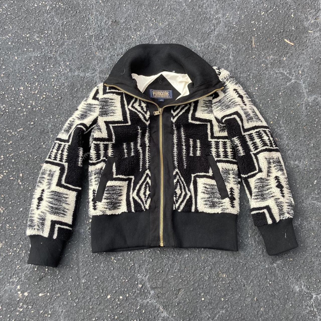 Pendleton Foxglove Aztec Style Himalayan Wool... - Depop