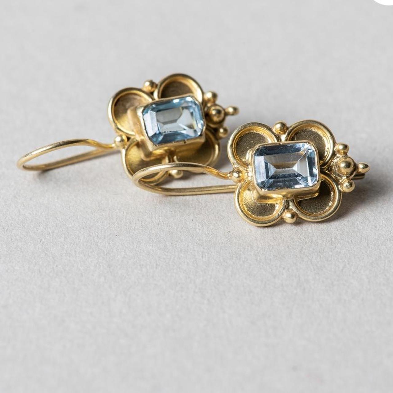 Topazi azzurri in argento dorato Goldplated... - Depop