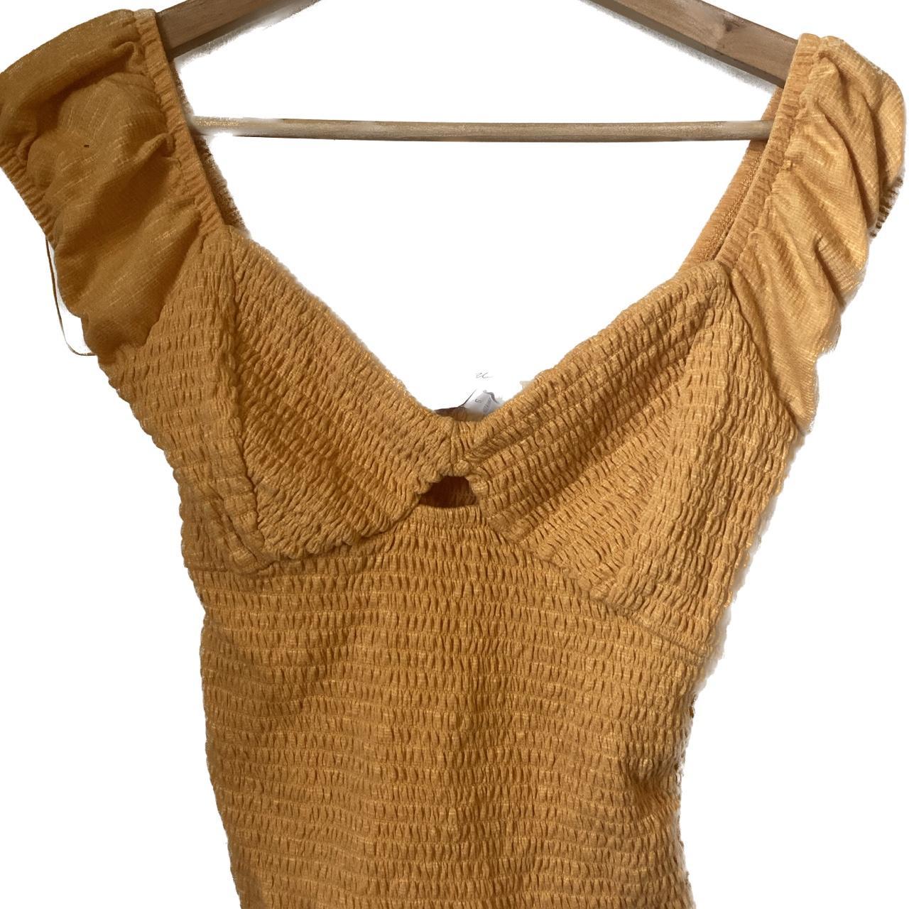 yellow keyhole top - Depop