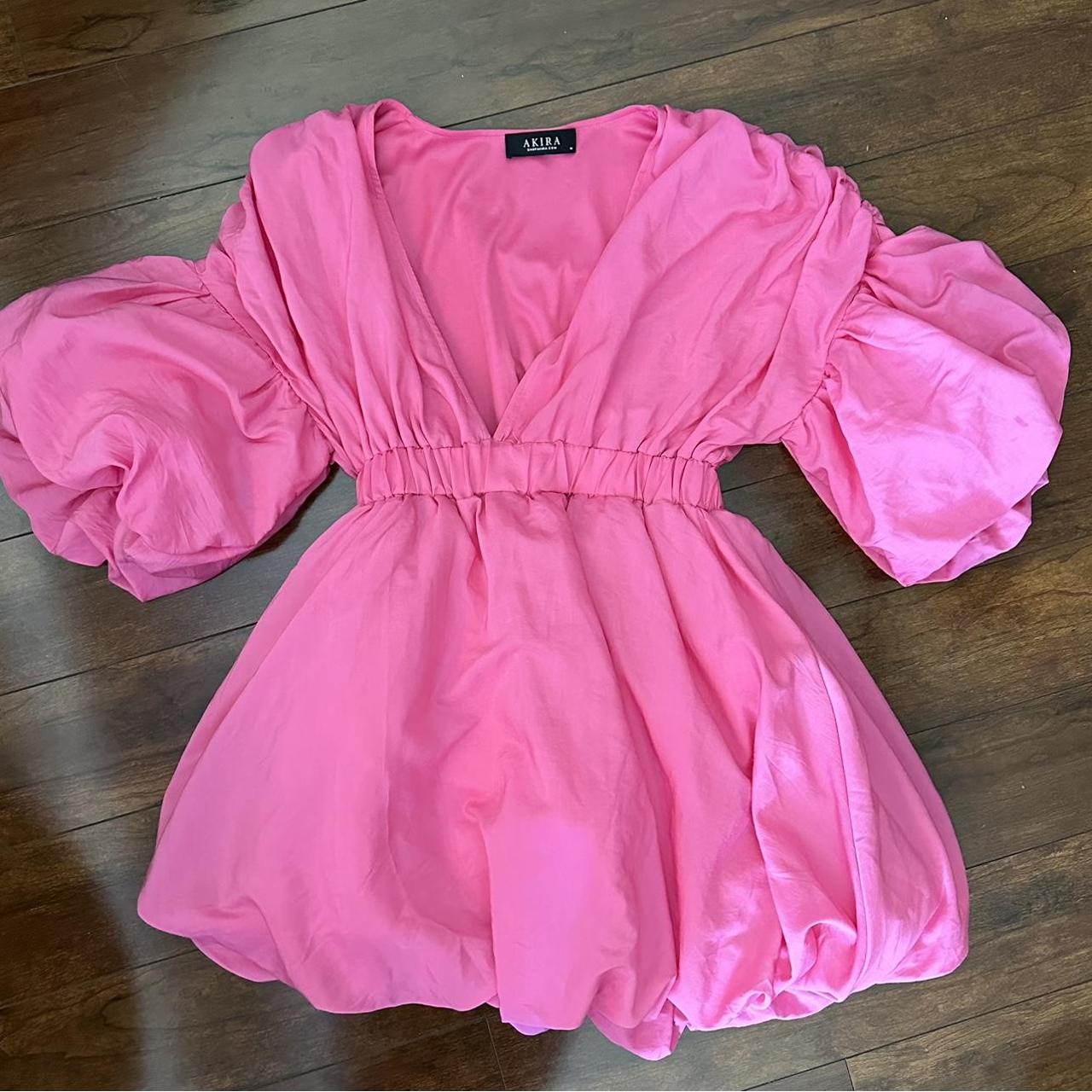 Ute dress. Worn once - Depop