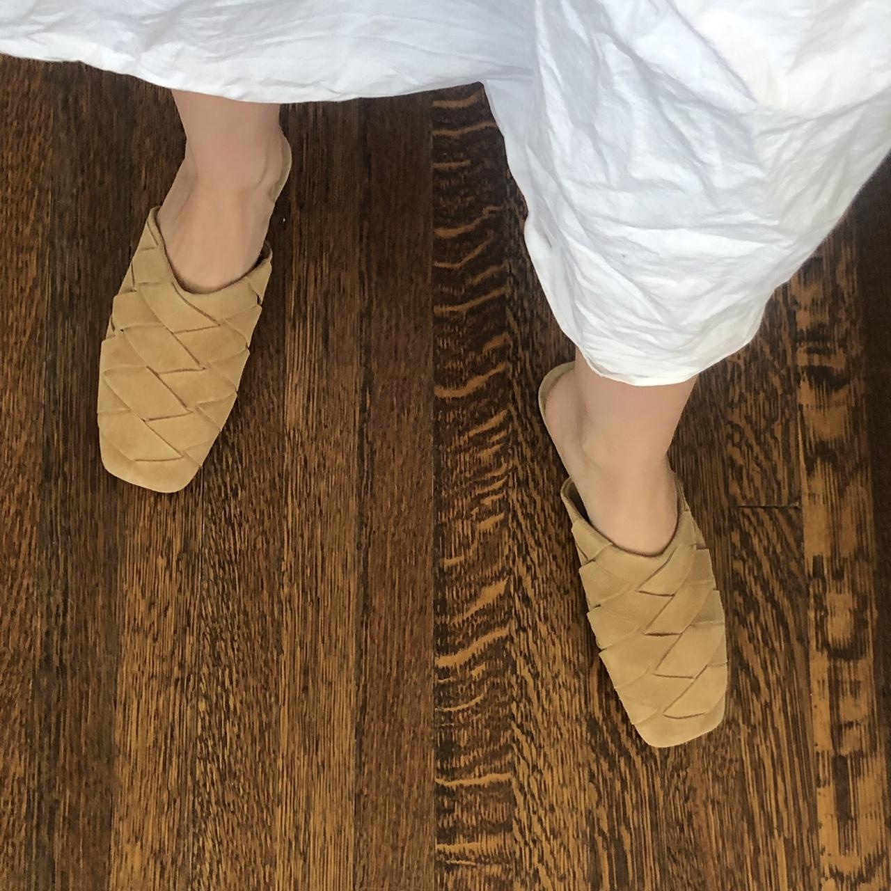 Square toed woven suede flat mules. Never worn. Size 39 - Depop