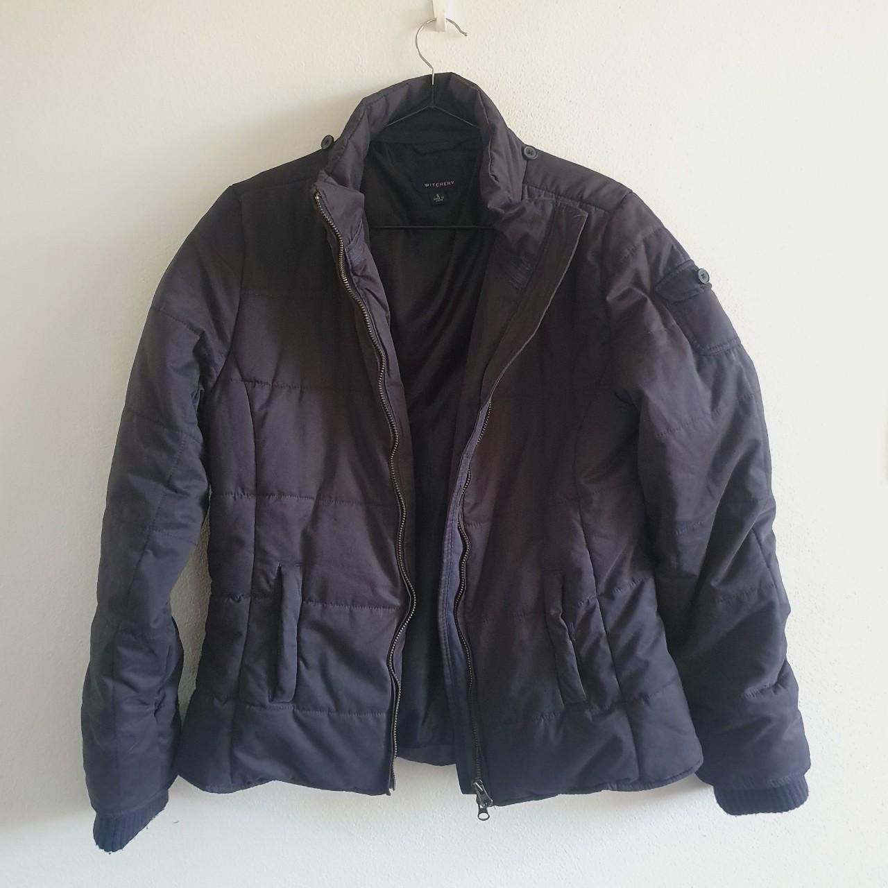 Witchery navy blue puffer jacket Jacket is in... - Depop