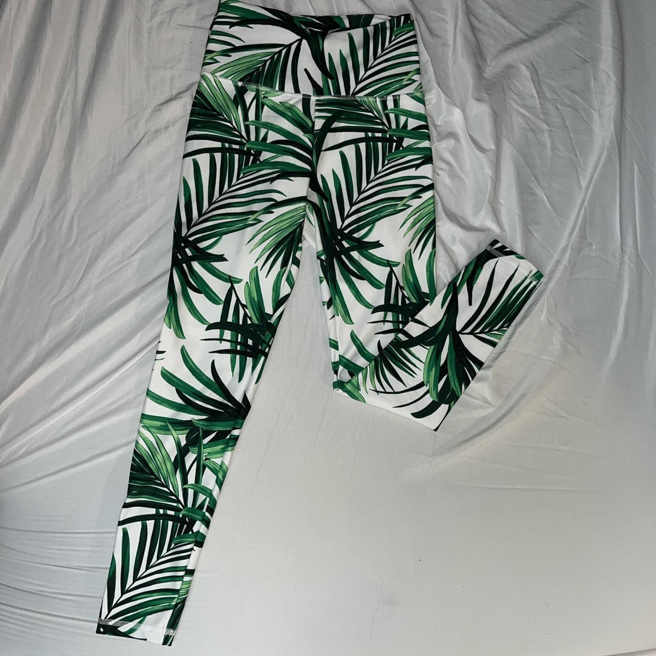 Green, colorful yoga pants Size small - Depop