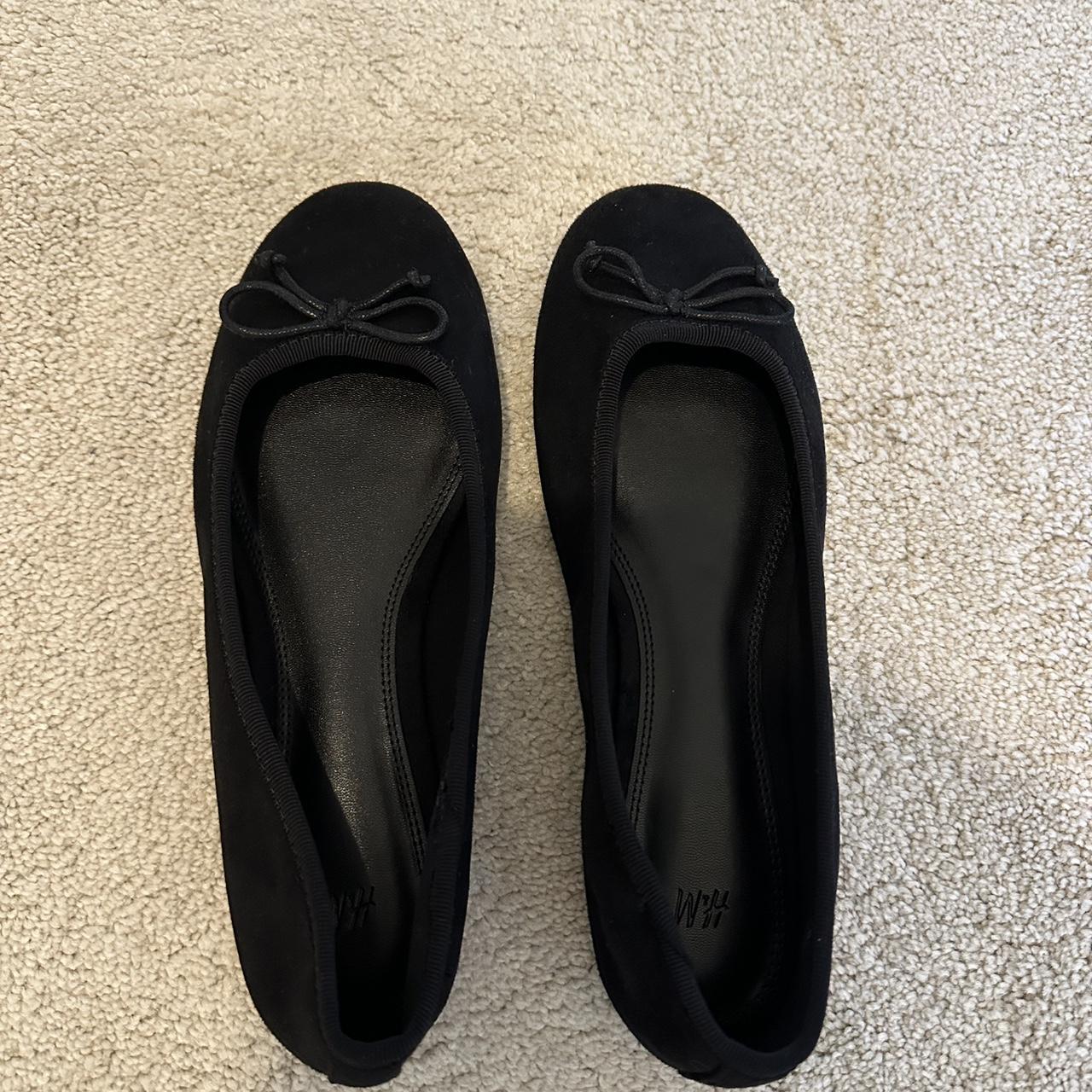 Black H&M ballet flats #balletshoes #blackshoes size... | Depop