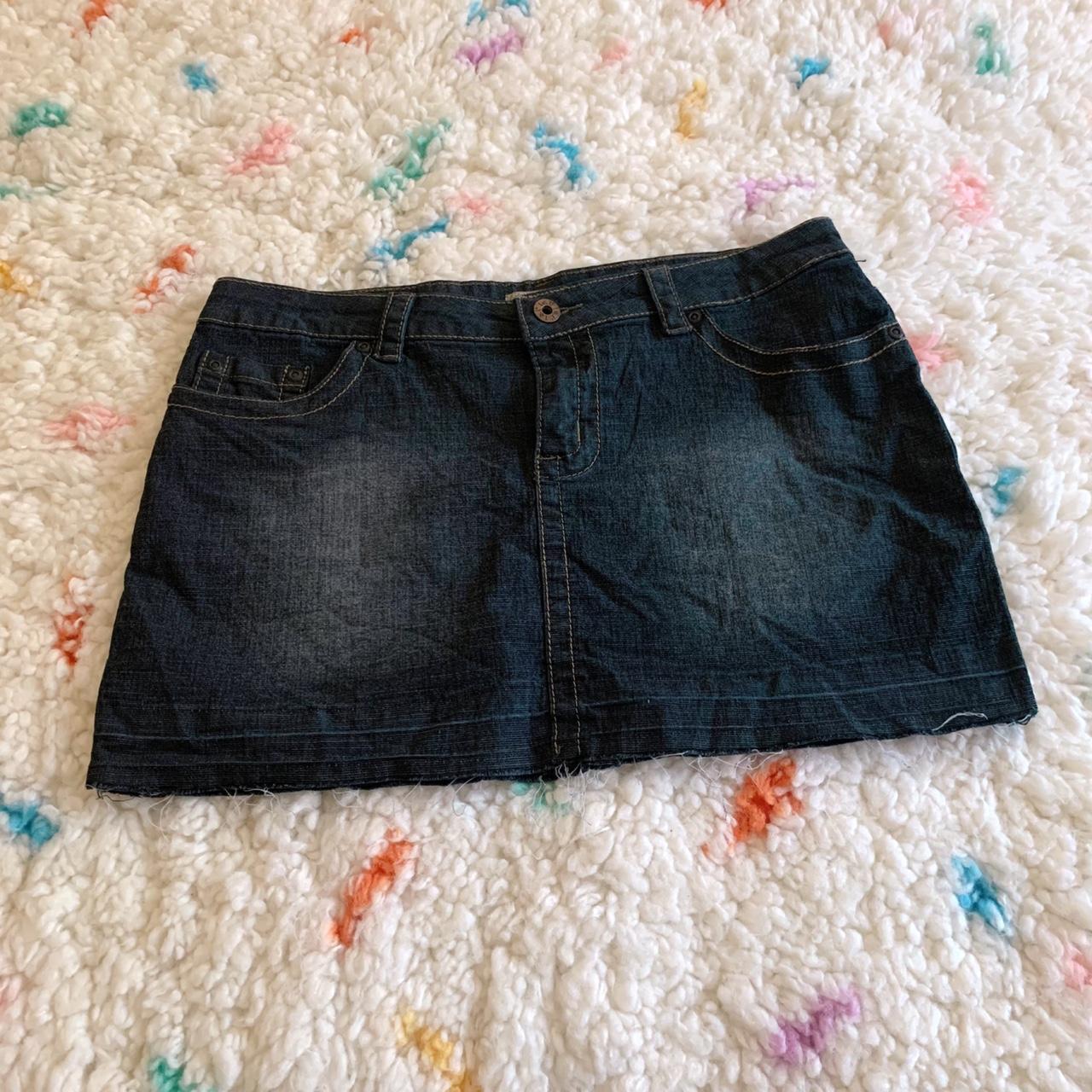 Vintage L E I Denim Mini Skirt 🦋 Like New Never Depop