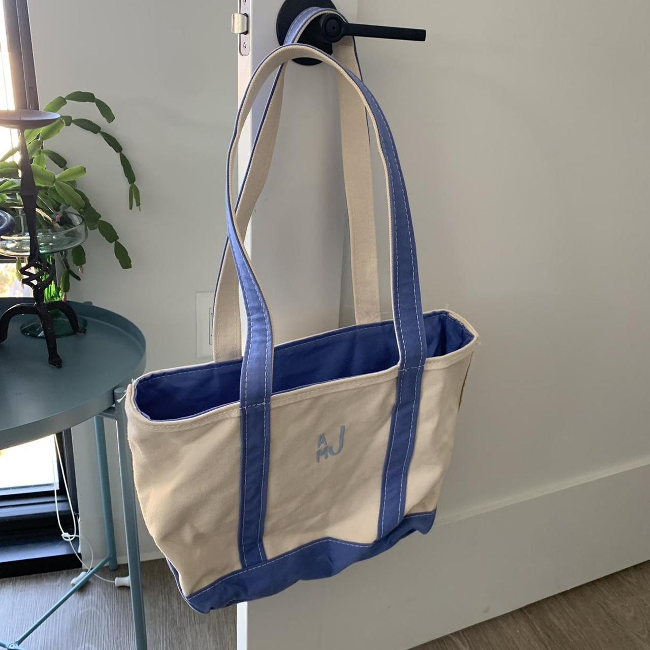 modern zip top baby blue and white long handle... - Depop