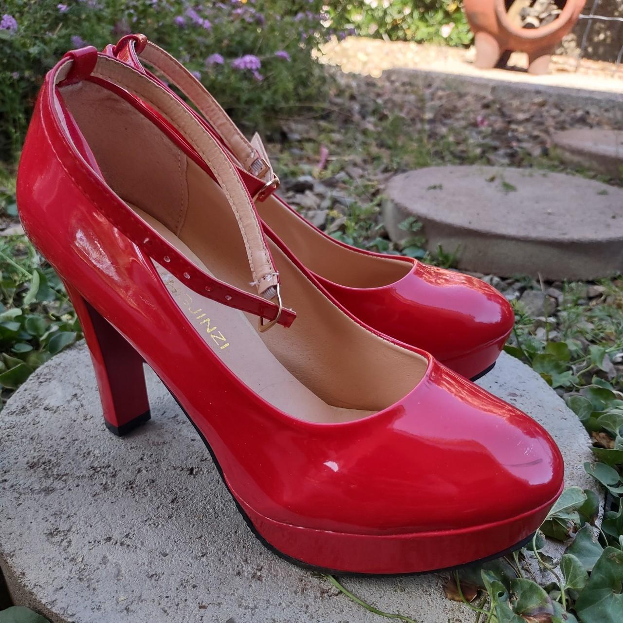 Women's Red Courts | Depop