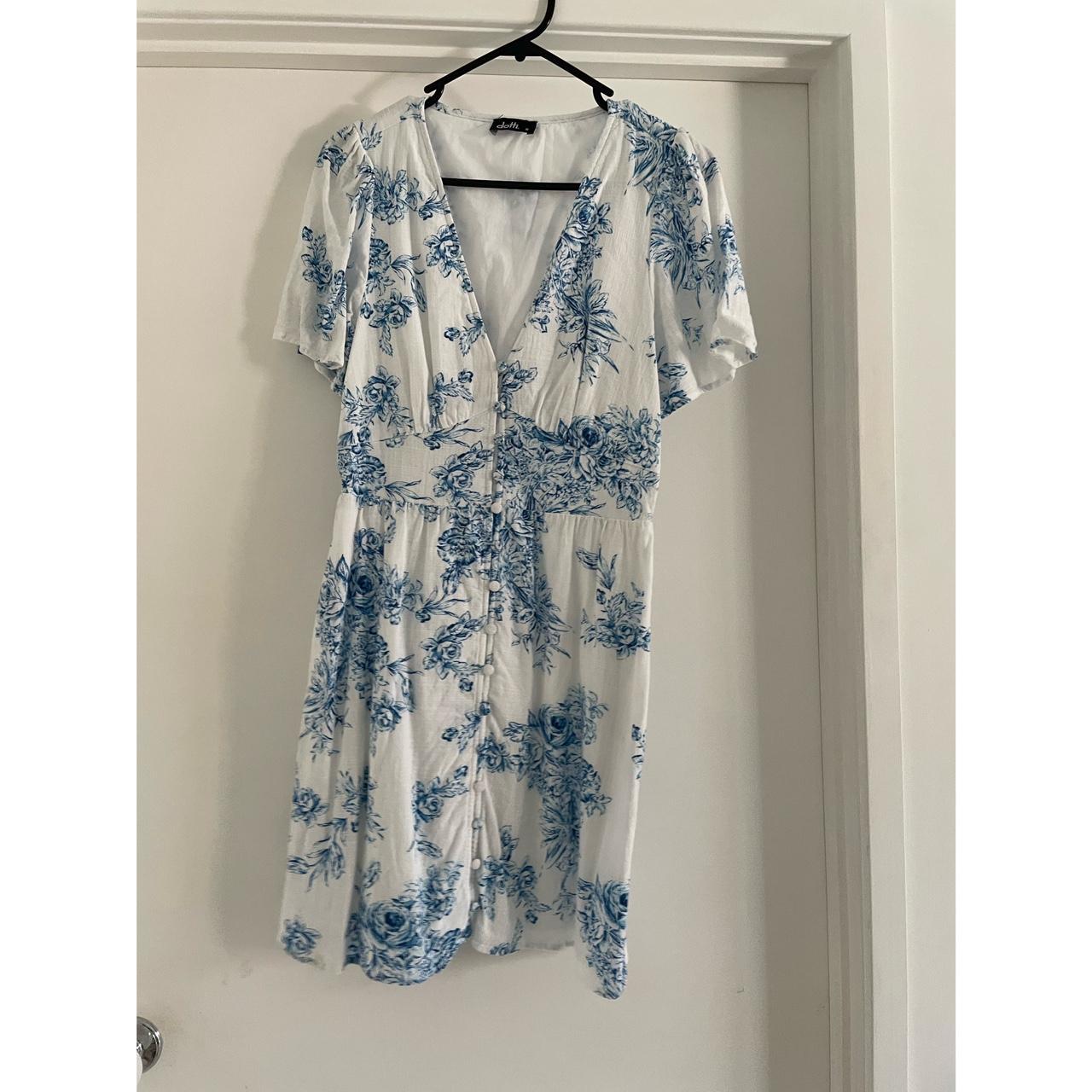 Dotti blue and white floral dress size 10 In perfect... - Depop