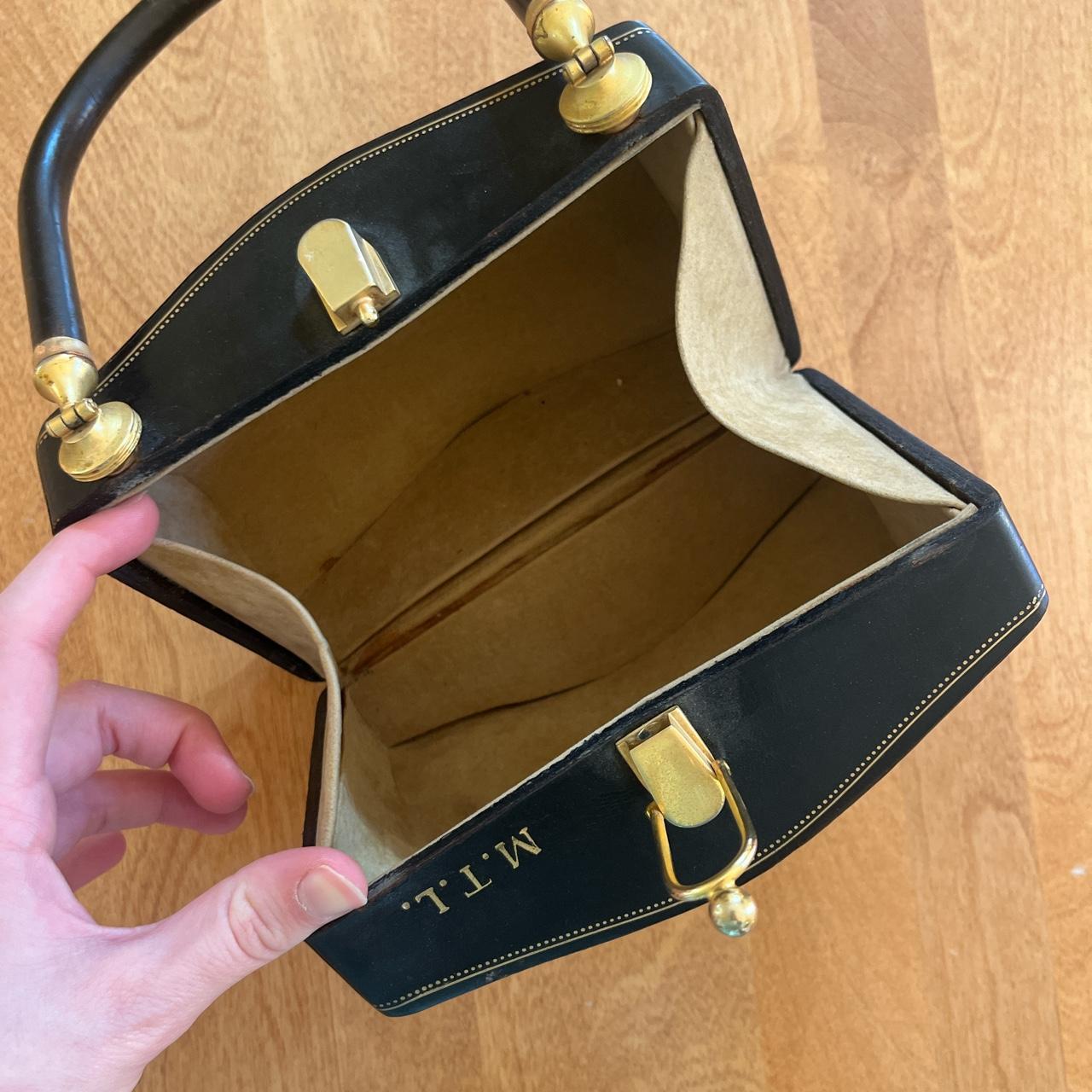 Gorgeous vintage Italian leather bag - Depop