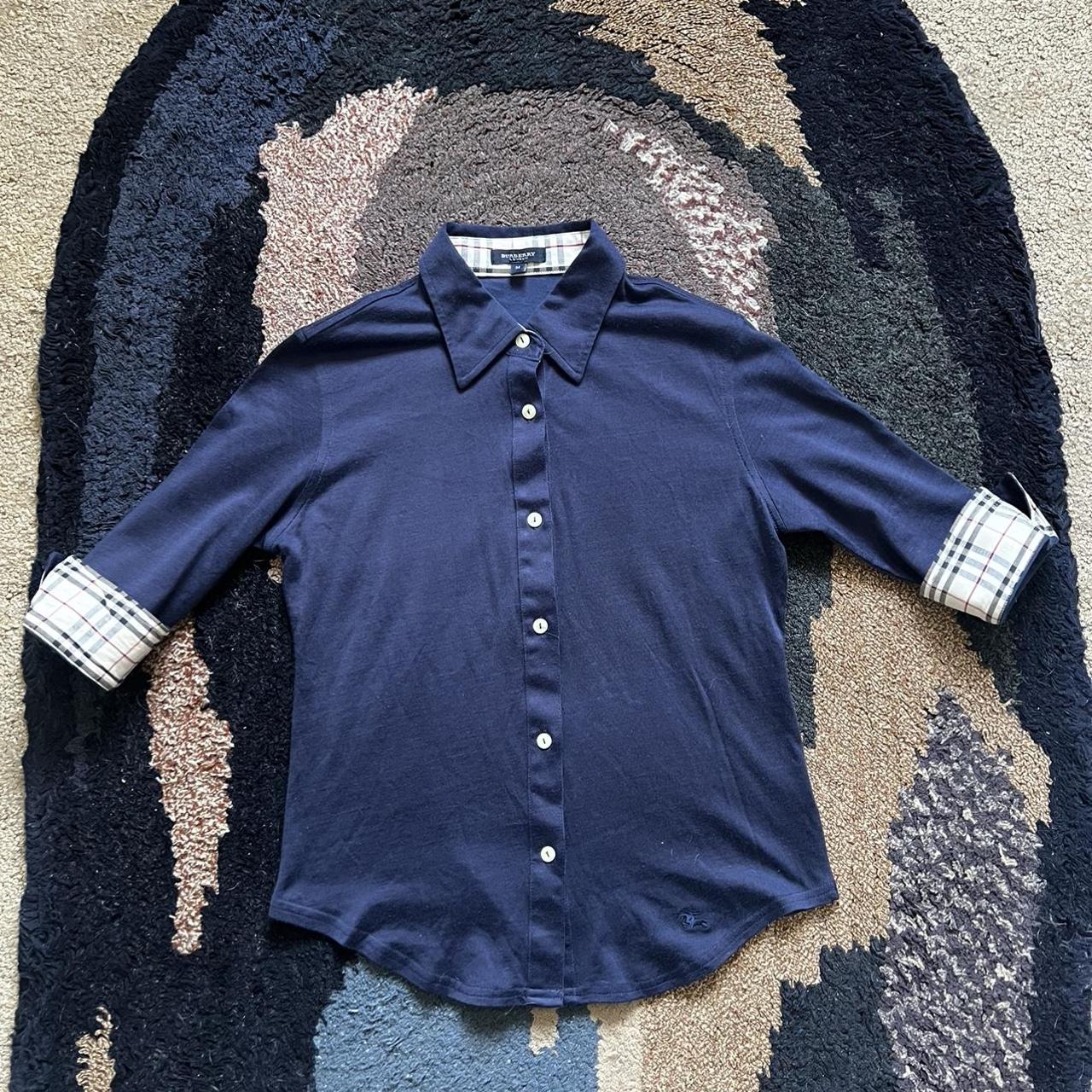 Woman’s Burberry Button Up Tagged medium, looks... - Depop