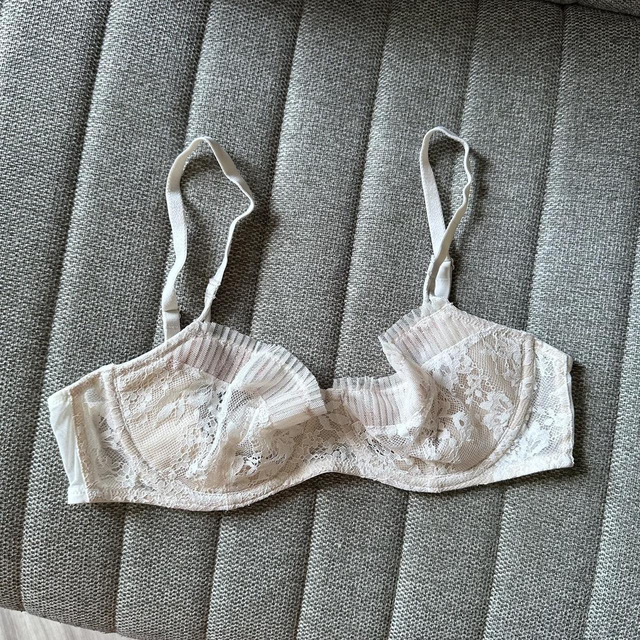 VICTORIA SECRET WHITE SEXY BRA 32C - Depop