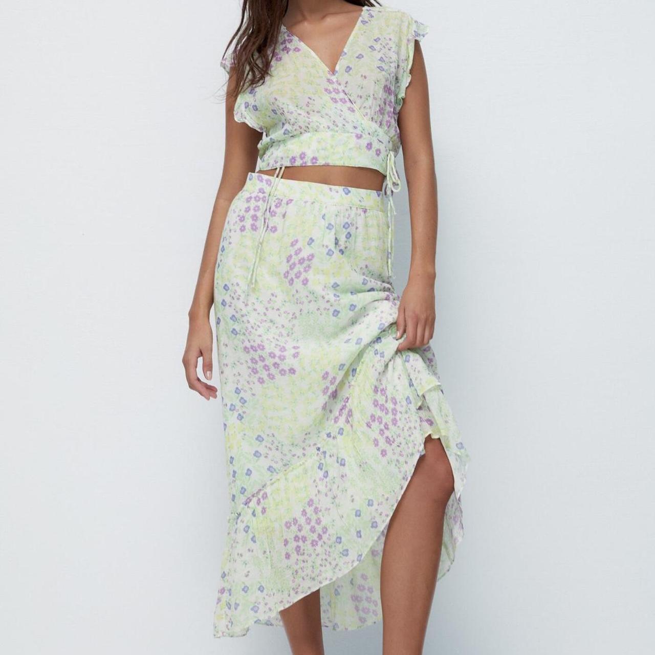Zara Matching Set, Crop Top and skirt. Size S. Green... | Depop