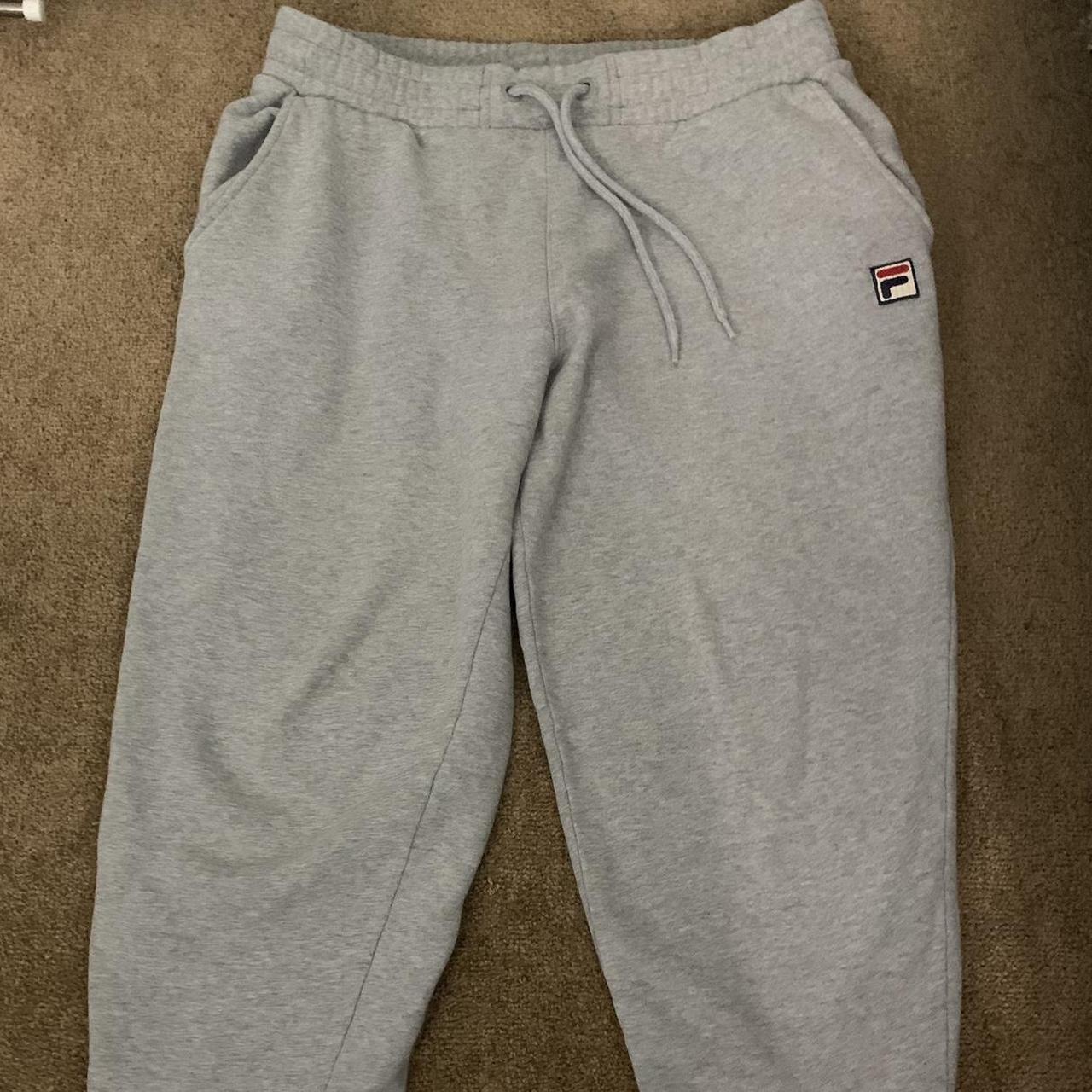 women’s small. grey fila sweatpants. picture is... - Depop