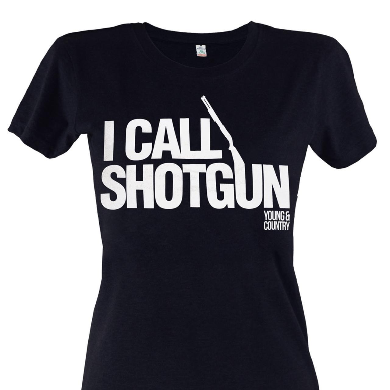 Women's T-shirt | Depop