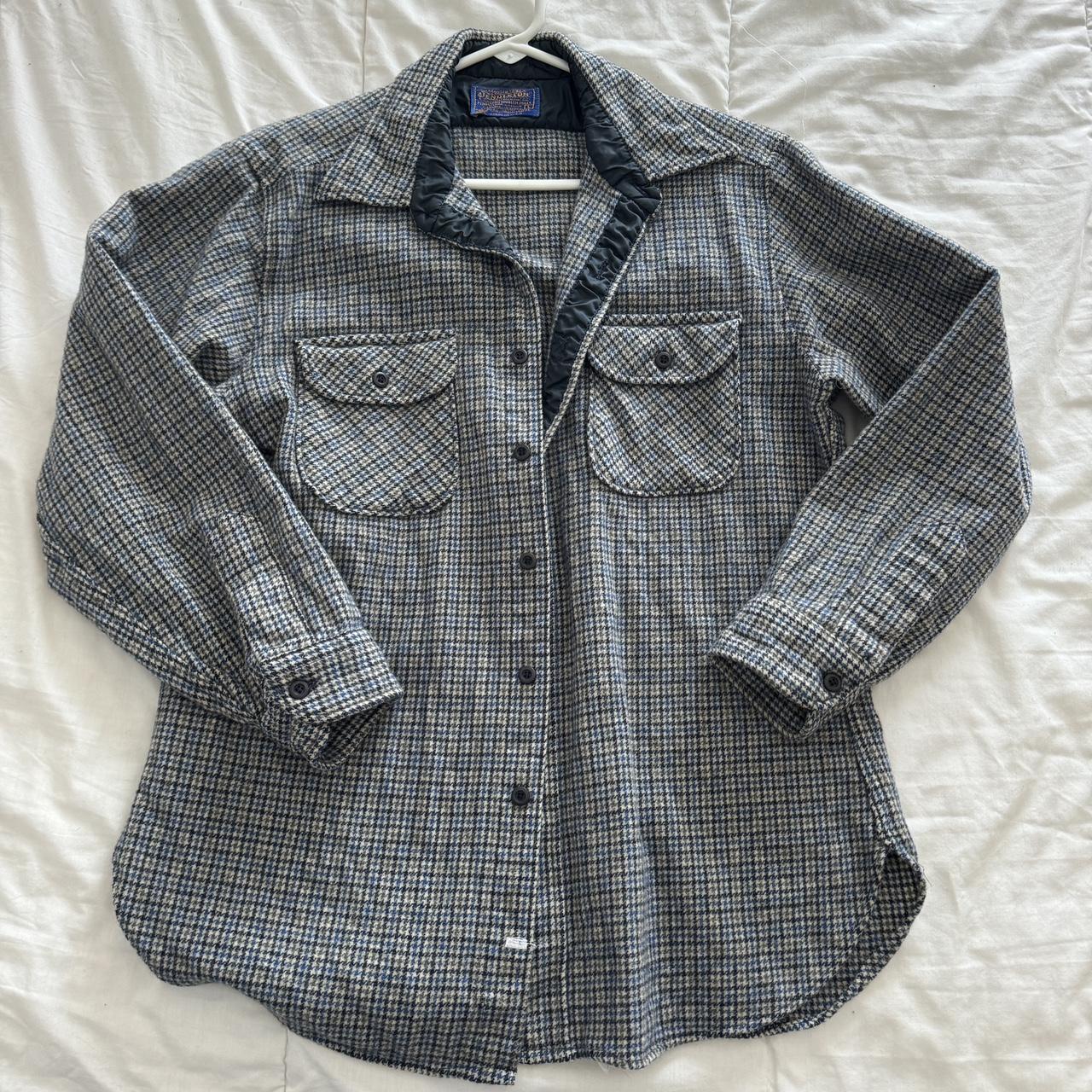Pendleton flannel shirt!! Listed as size L but fits... - Depop