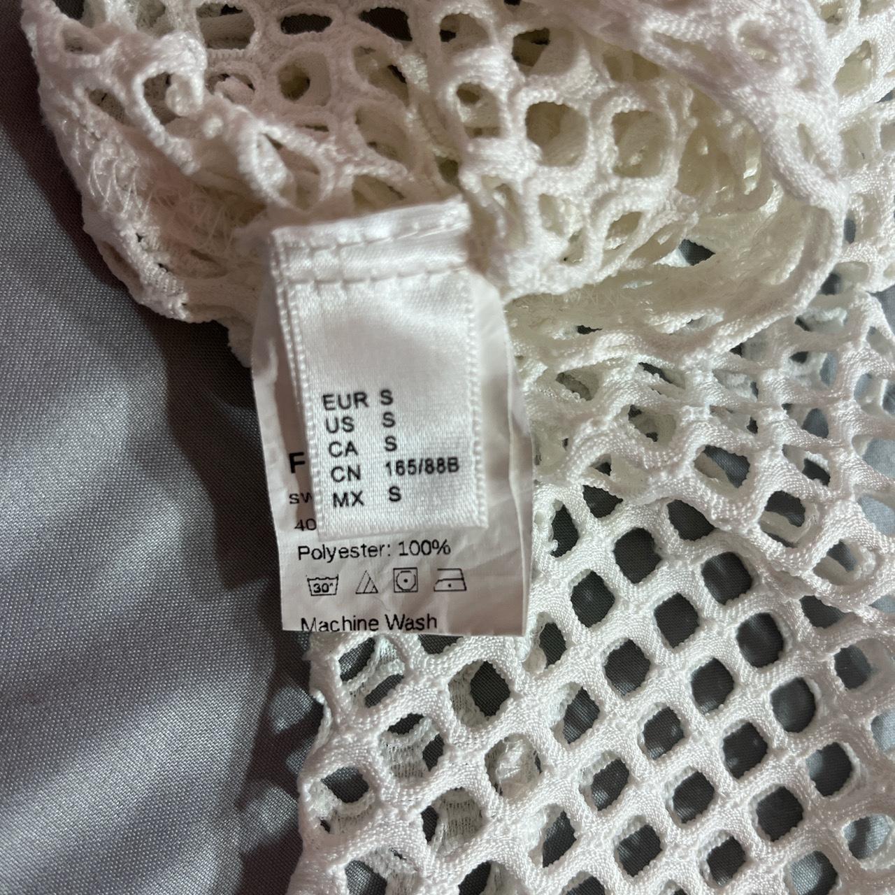 FISHNET TYPE CROP TOP more sturdy/less stretchy than... - Depop