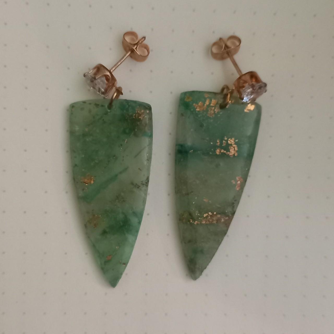 elegant green + gold drop earrings