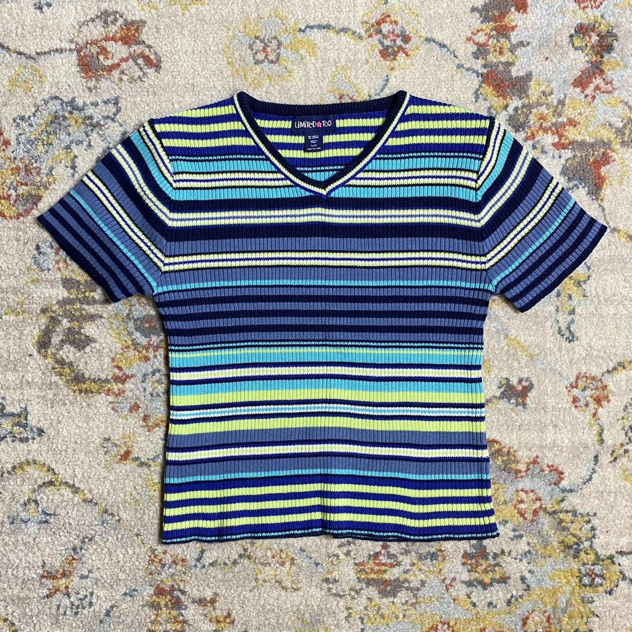 Limited Too Women's Blue and Green Crop-top | Depop