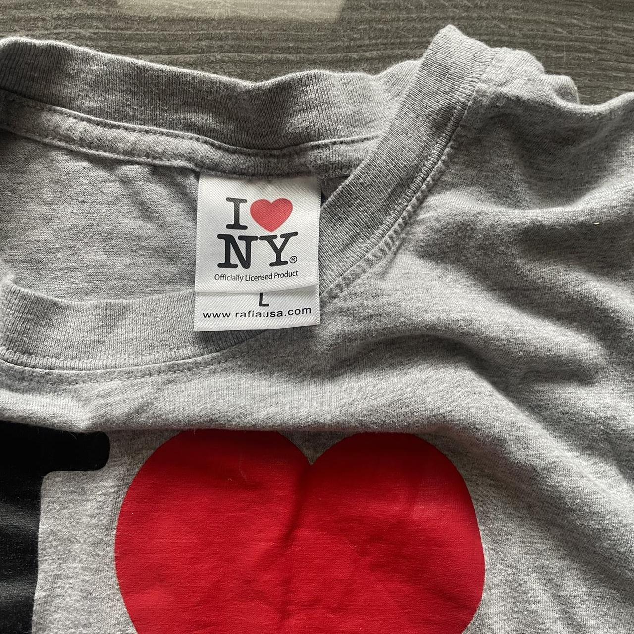 I heart NY shirt Size L but fits like M #iloveNY - Depop