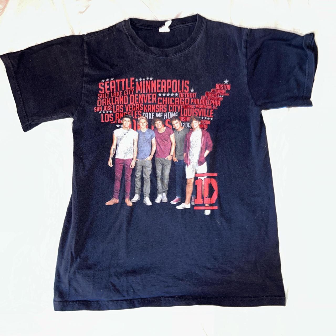 one directions shirt so cute and fun! worn with... - Depop