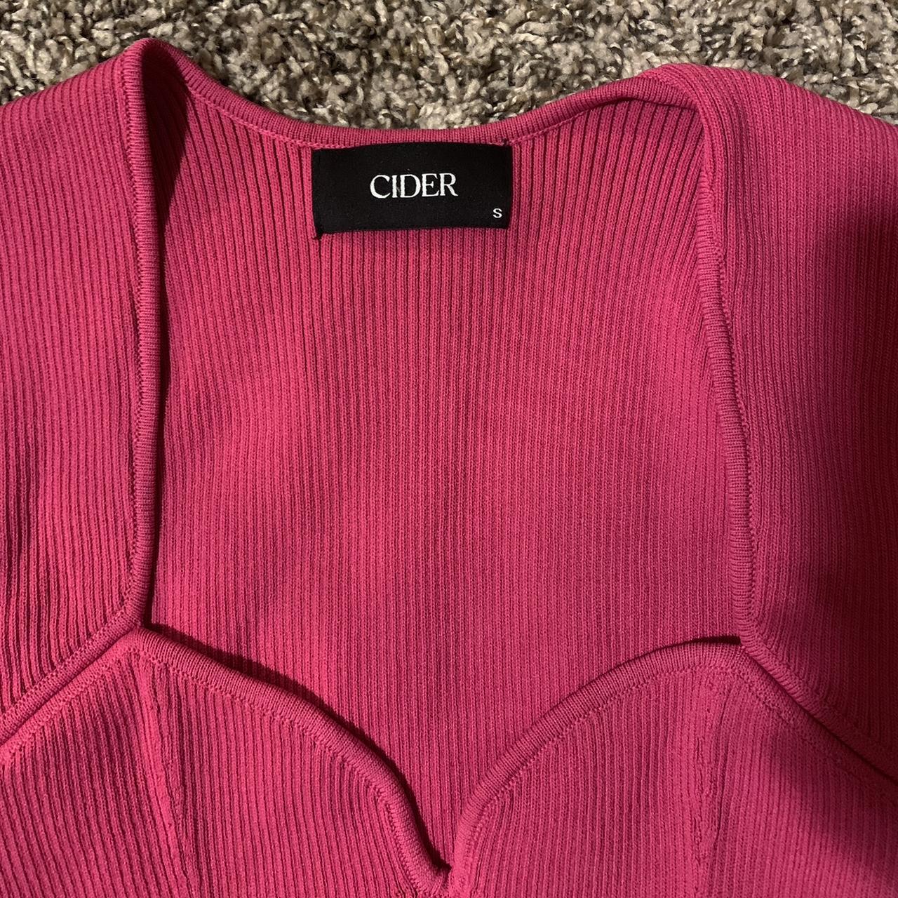 pink sweetheart neckline crop top ribbed // cap sleeve - Depop