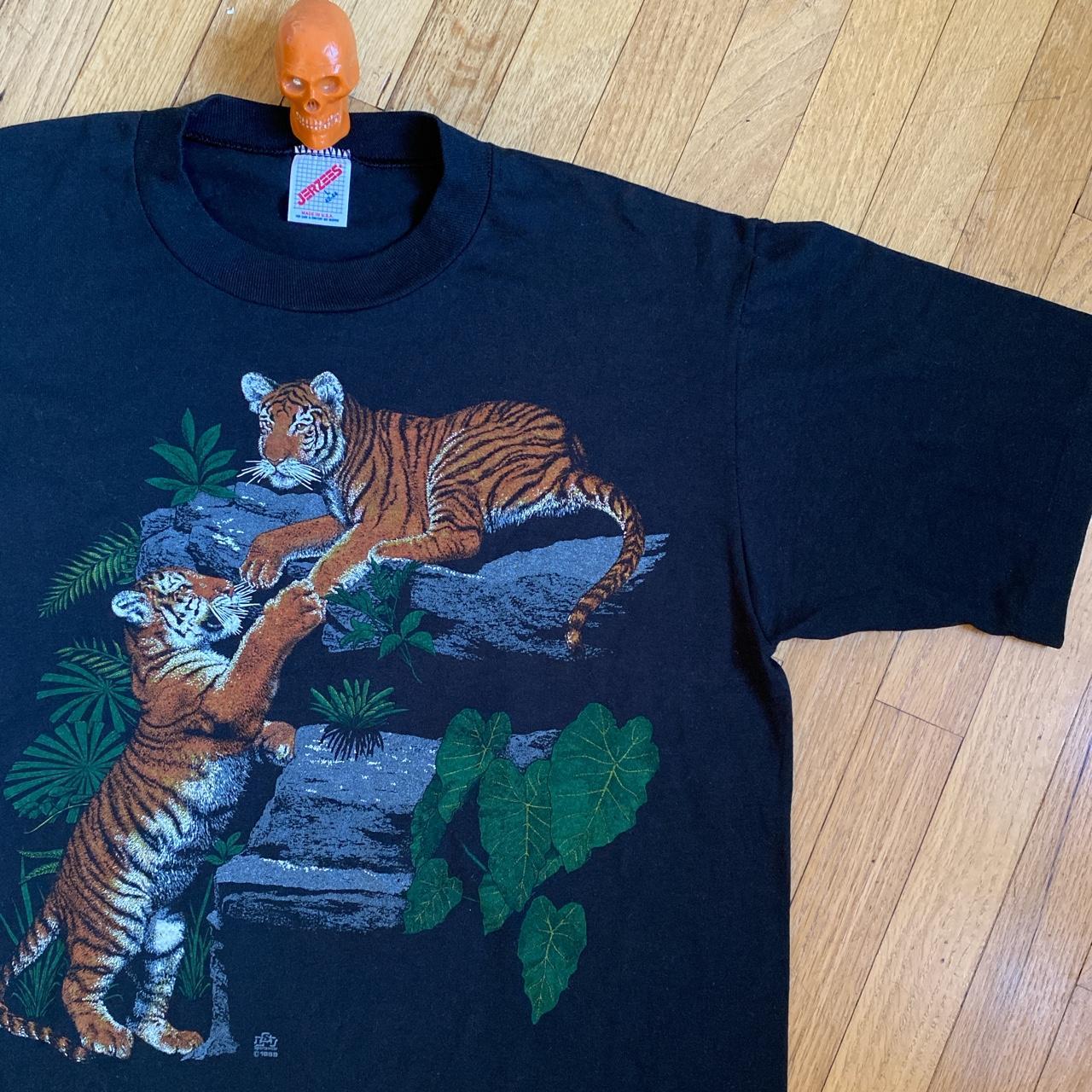 ⚠️PLEASE PAY WITH PAYPAL Vintage 80s Tiger nature... - Depop