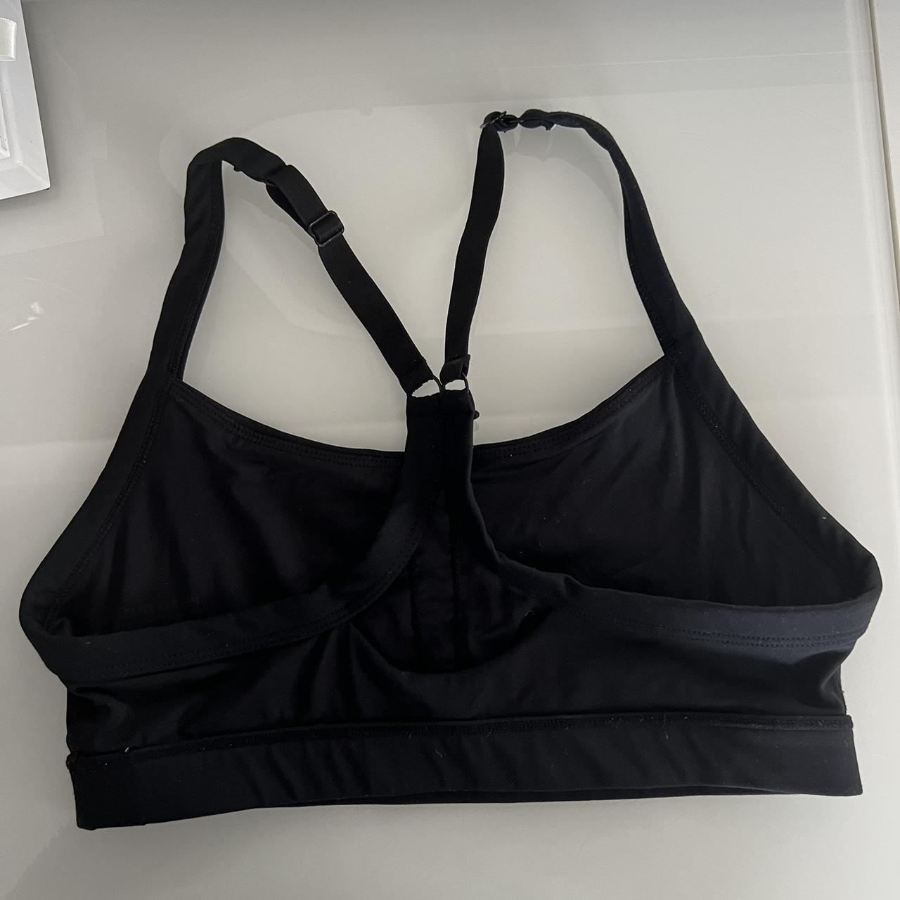 ELITE ELEVEN Sport bra Great condition Size Xs-S... - Depop