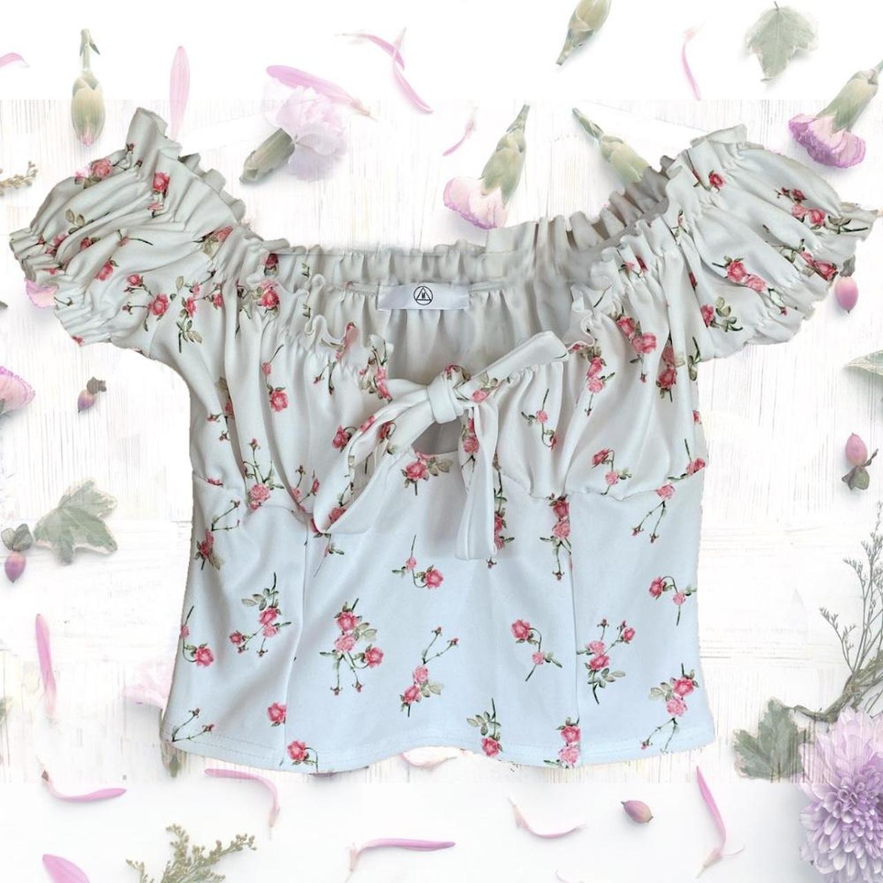 🌷MILKMAID COTTAGECORE TOP🌷 The best ditsy little... - Depop