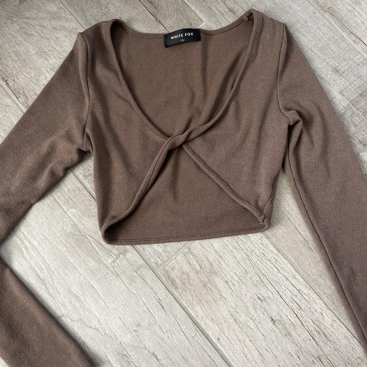 White Fox Crop Top - size small - lightweight knit... - Depop