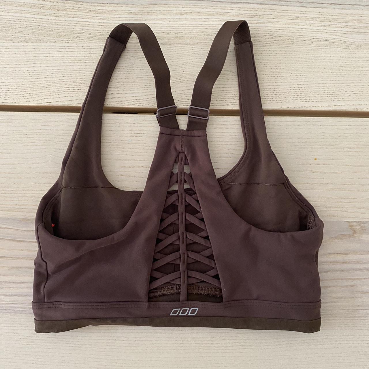 Lorna Jane brown sports bra Worn twice Size small/8 - Depop