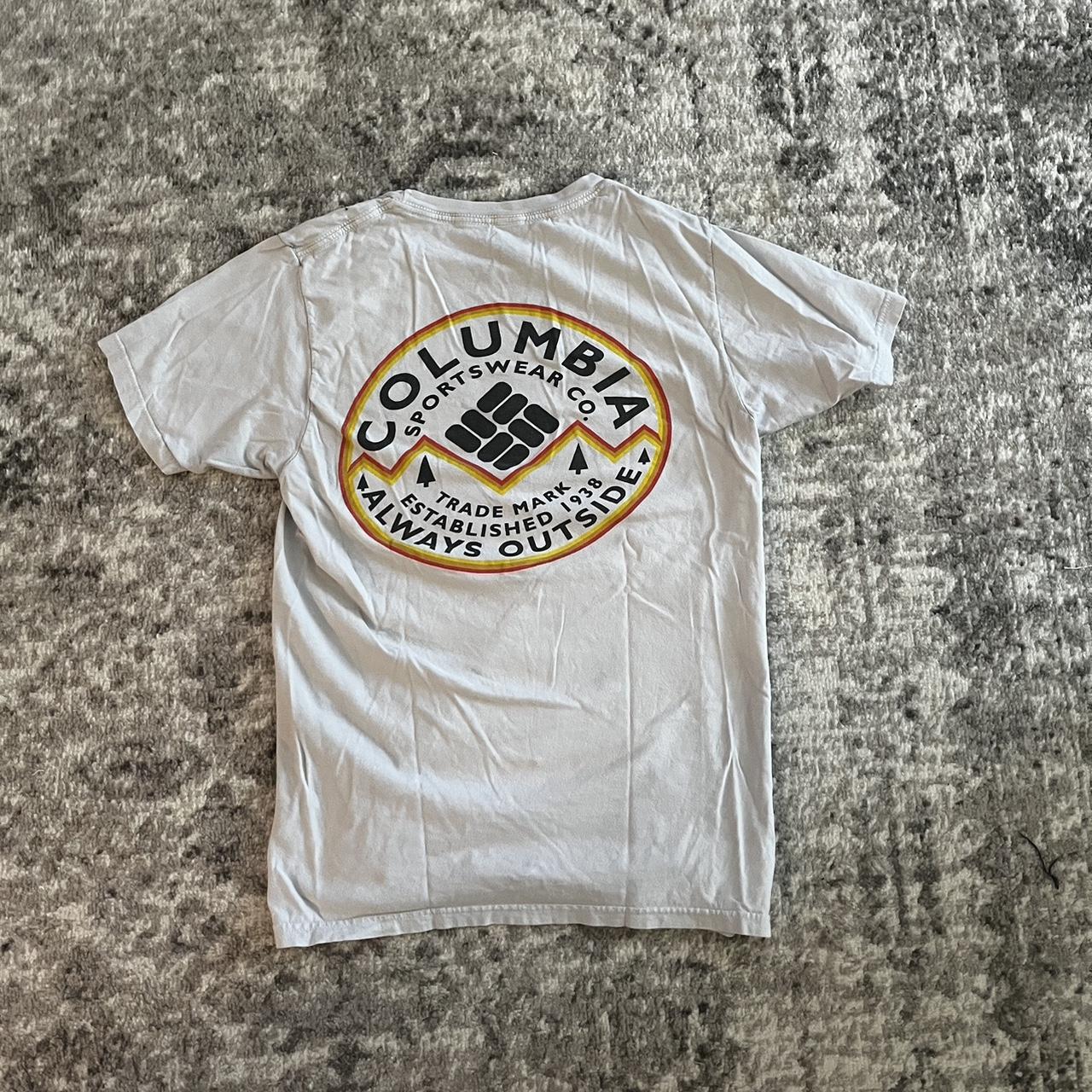 White Columbia Graphic T-Shirt Size: S Open to... - Depop