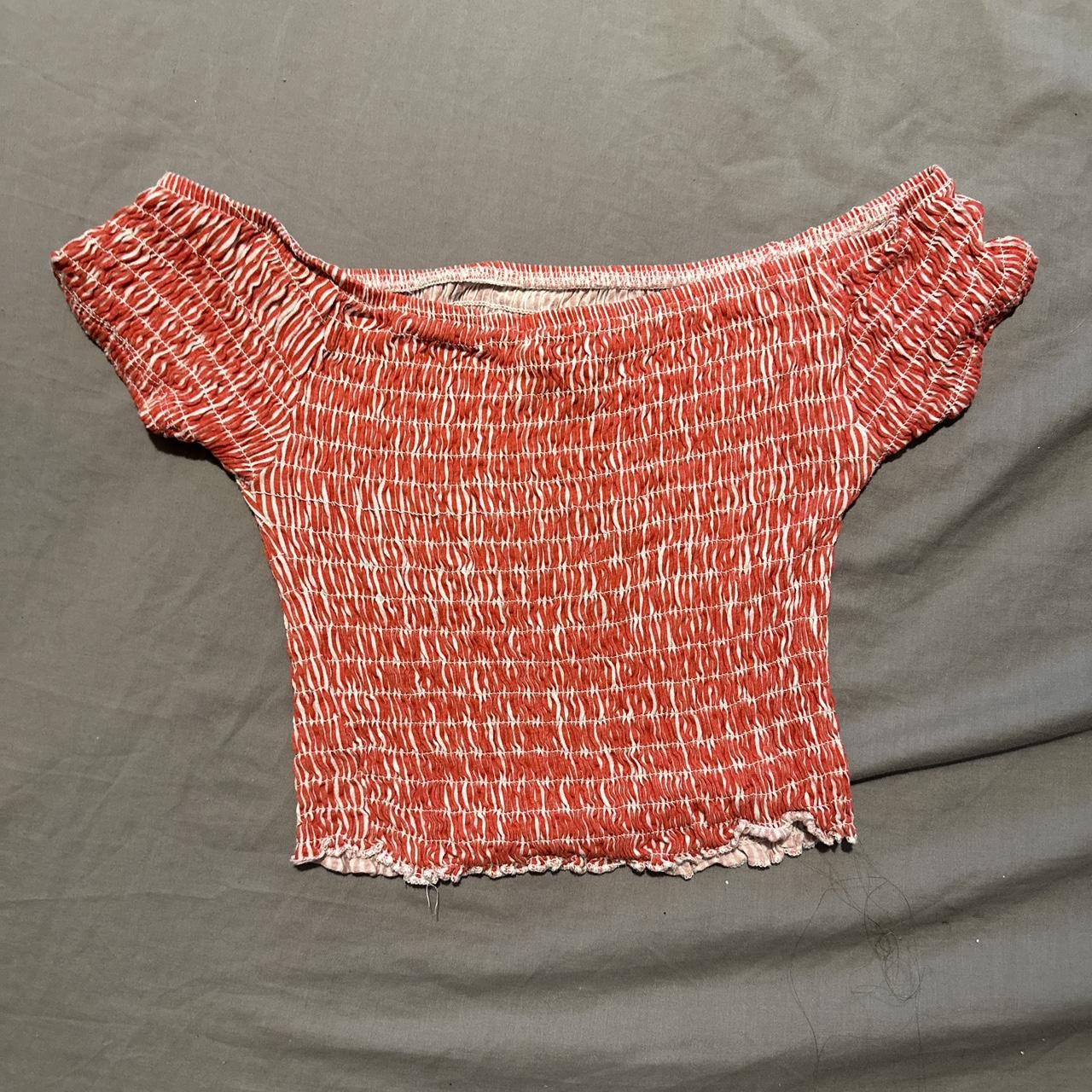 Adorable red and white off the shoulder croptop!!... - Depop
