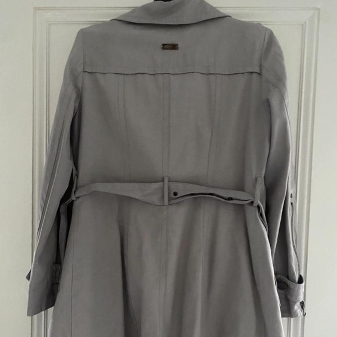 Kenneth Cole Grey Trench Coat with belt Size... - Depop